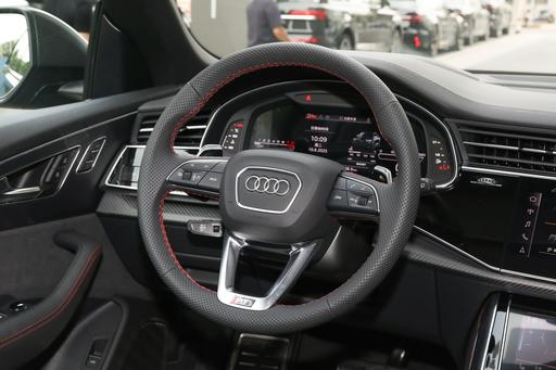 奥迪RS Q8内饰图片_奥迪RS Q8壁纸_奥迪RS Q8高清大图_懂车帝