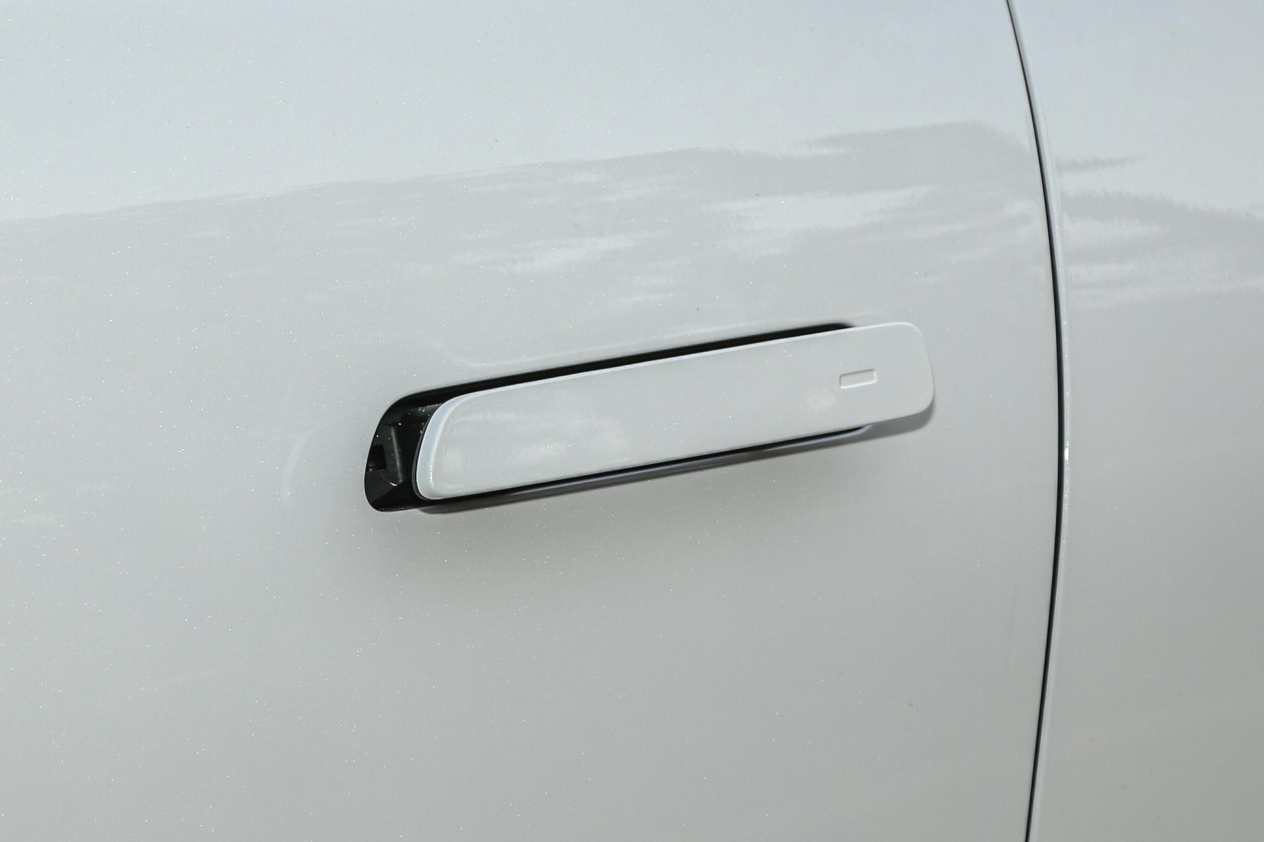 理想L7 2023款 Air版图片_理想汽车_5/37张图片_汽车外观图库_懂车帝