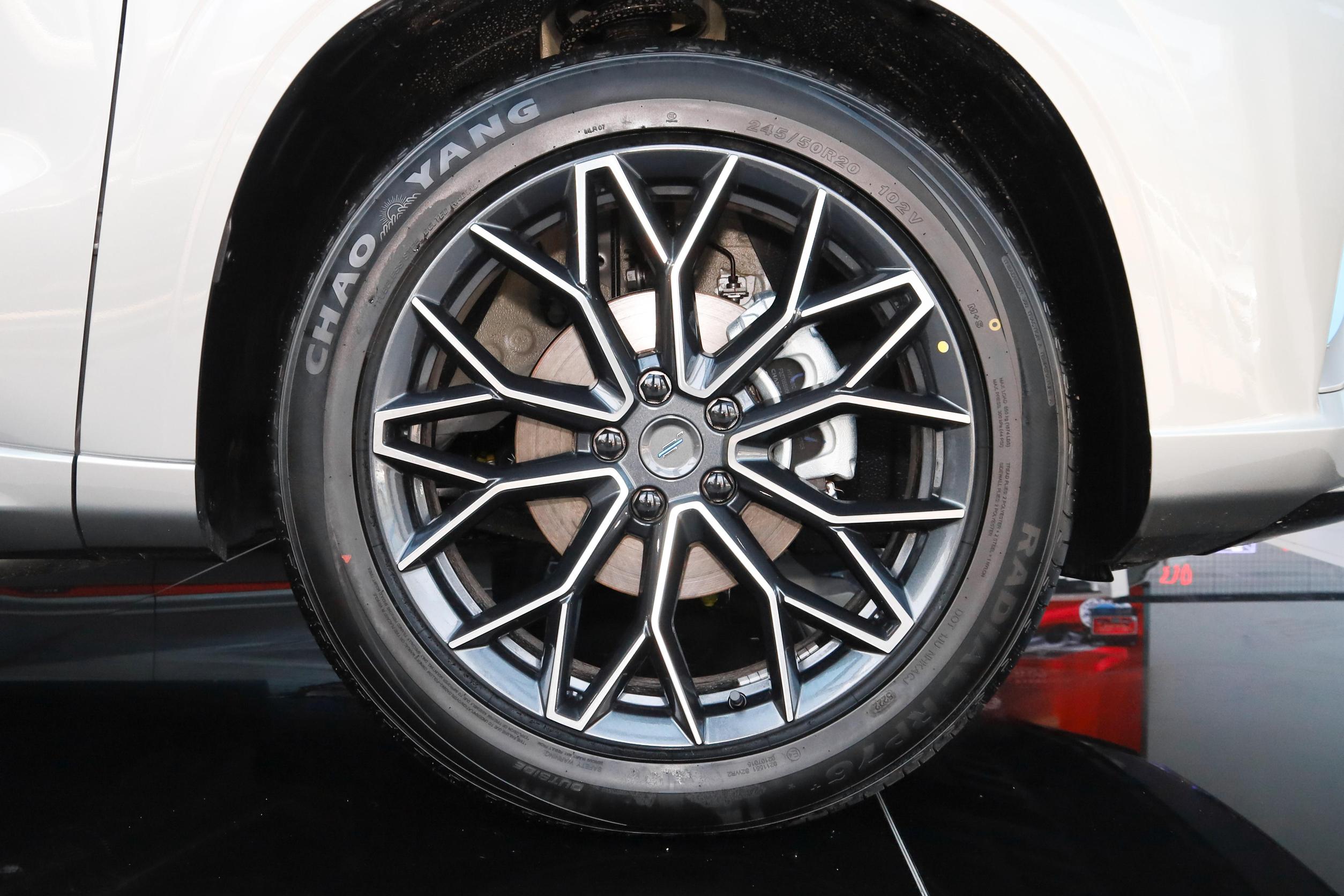 长安欧尚Z6 iDD新能源 2023款 智电iDD 150KM旗舰PLUS图片_长安欧尚_67/193张图片_汽车外观图库_懂车帝