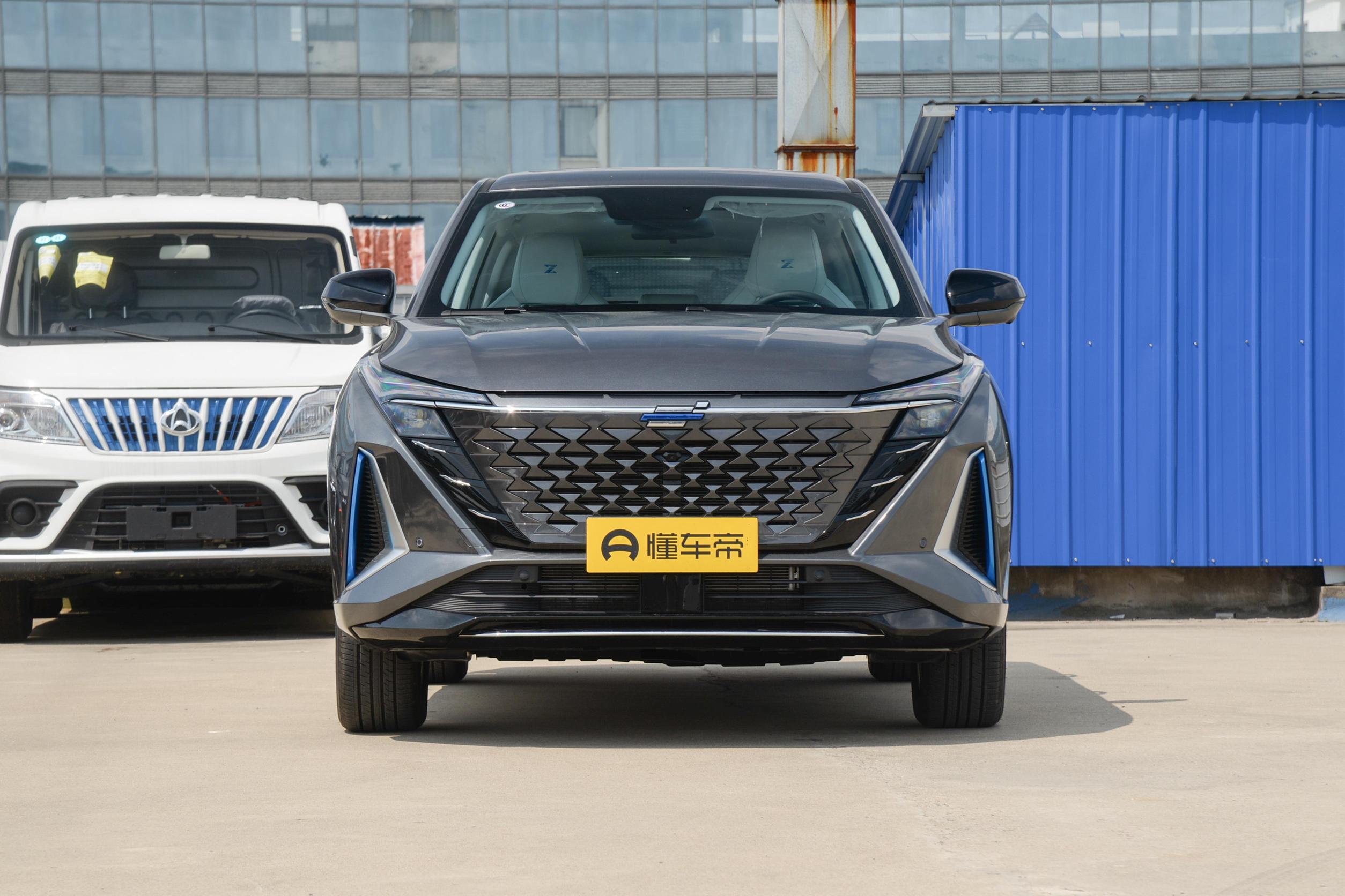 长安欧尚Z6 iDD新能源 2022款 蓝鲸iDD 150KM旗舰型图片_长安欧尚_1/52张图片_汽车外观图库_懂车帝