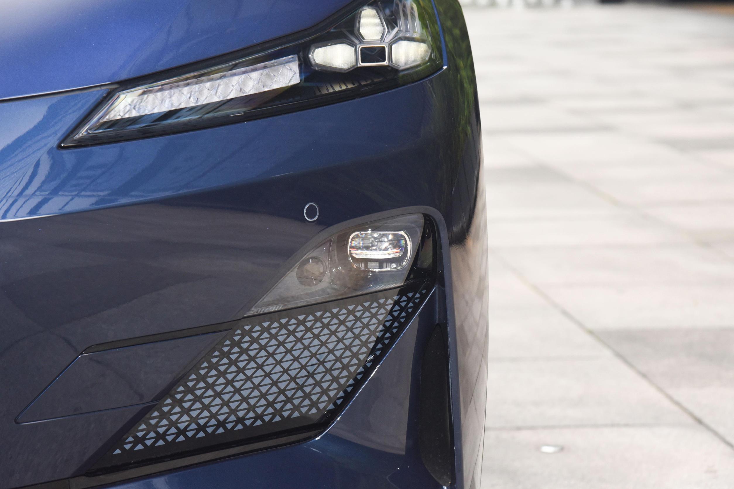 深蓝SL03 2023款 SL03i 515 Max纯电版图片_深蓝汽车_2/95张图片_汽车外观图库_懂车帝