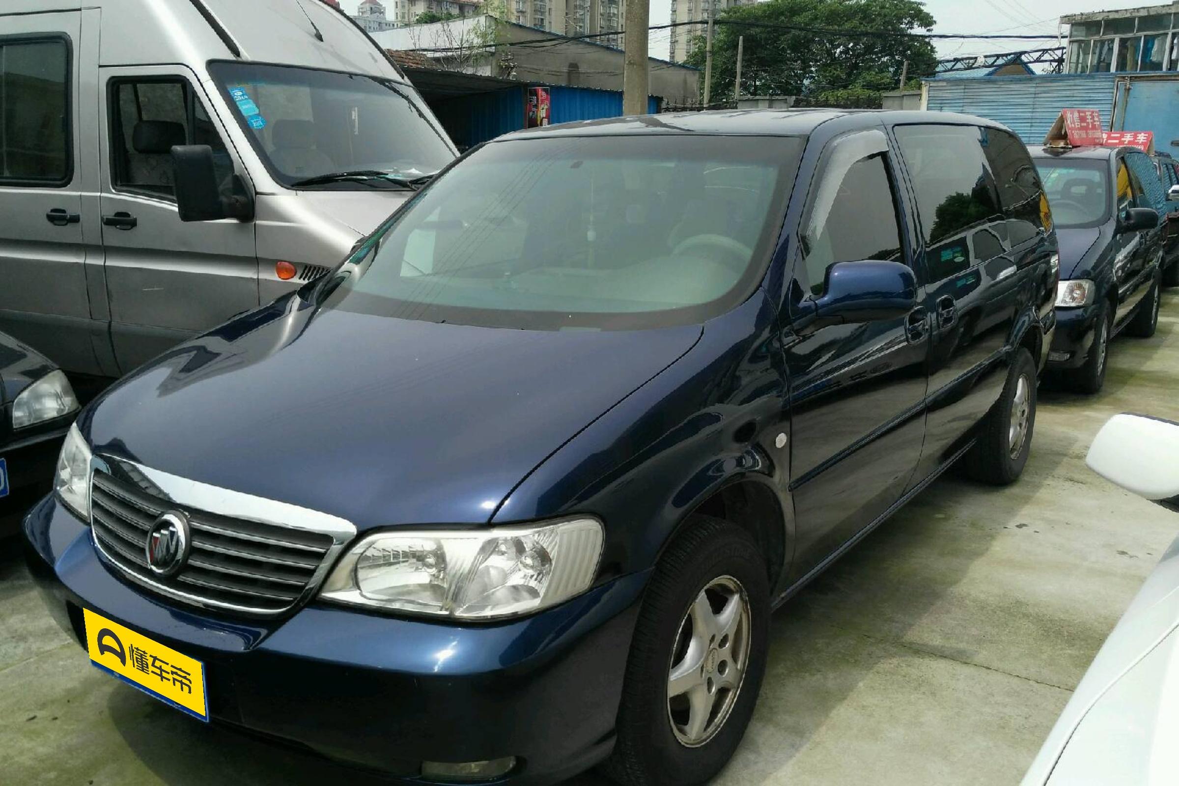 别克GL8 2005款 2.5L CT2 舒适型图片_别克_7/10张图片_汽车外观图库_懂车帝