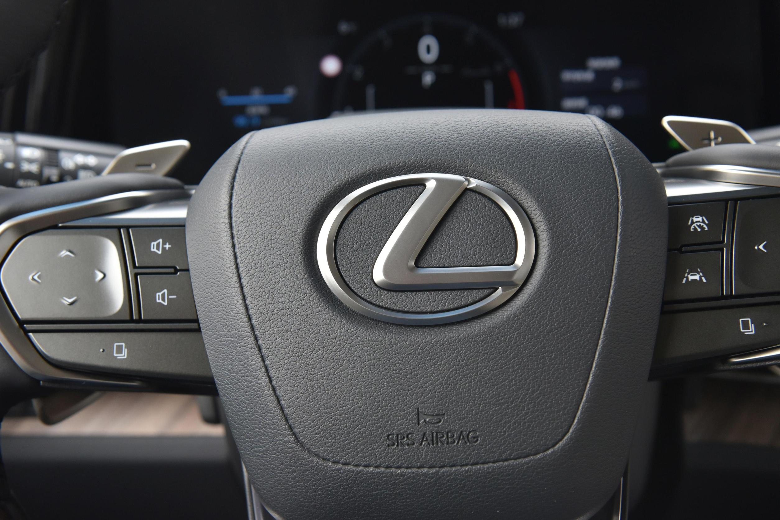 雷克萨斯LM 2023款 500h DIRECT4 六座尊崇版图片_雷克萨斯_4/52张图片_汽车内饰图库_懂车帝