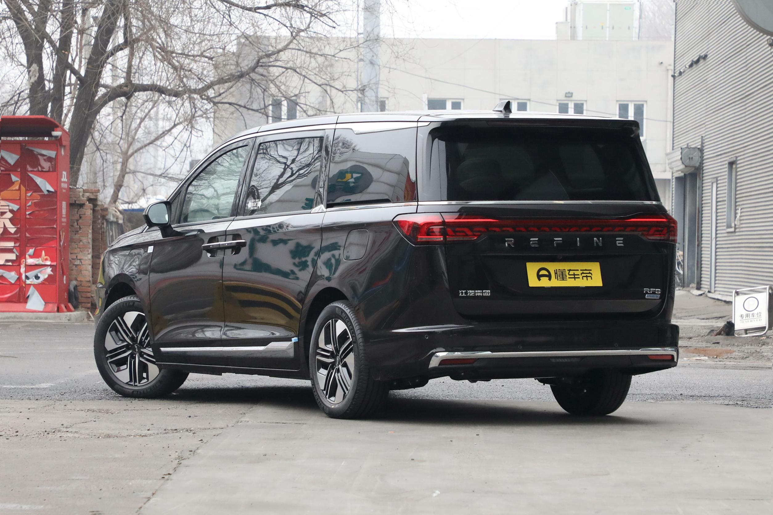 瑞风RF8 PHEV 2024款 智聆版 1.5T 150KM 旗舰型图片_江淮瑞风_22/160张图片_汽车外观图库_懂车帝