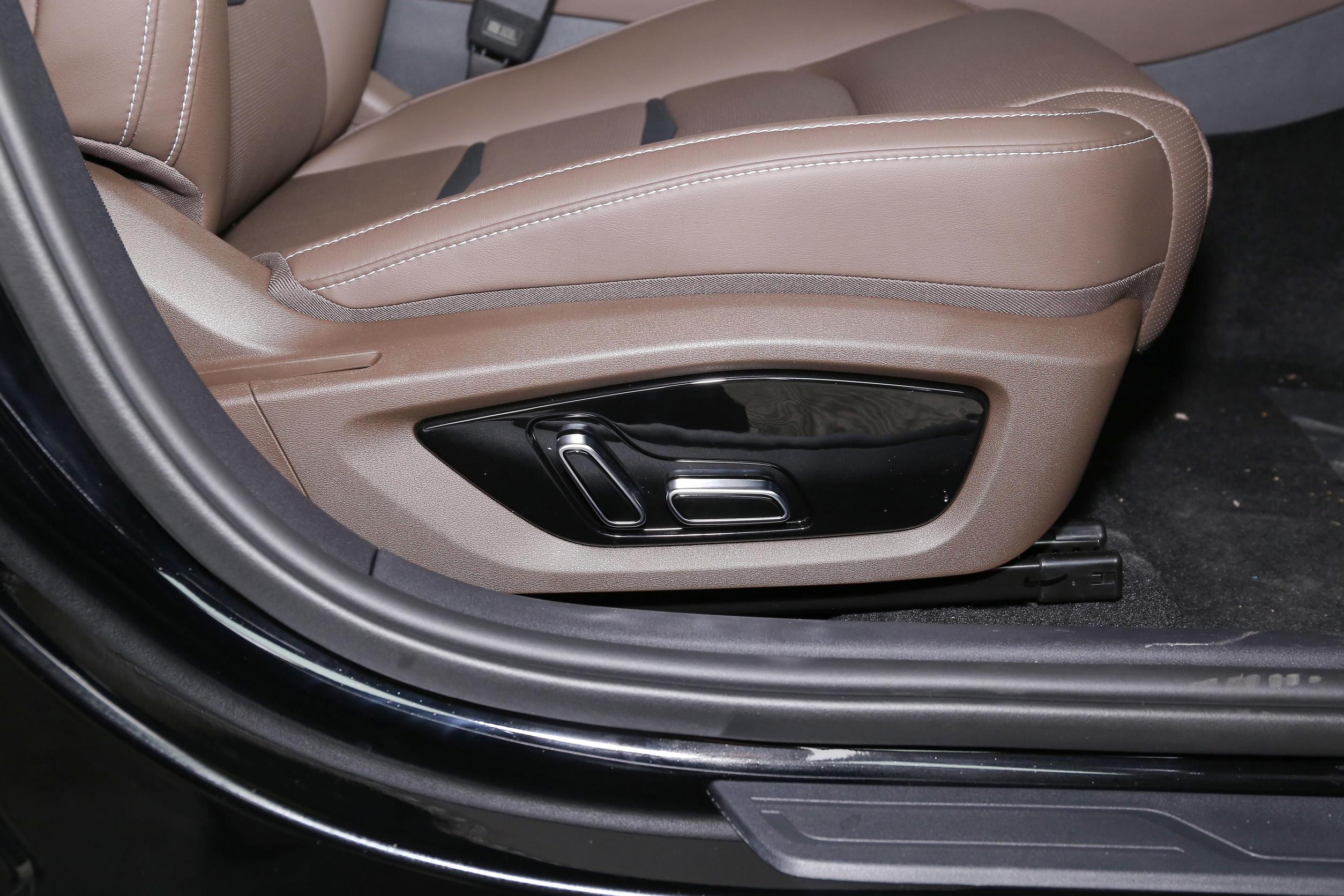 比亚迪e9 2022款 商务版图片_比亚迪_2/42张图片_汽车空间图库_懂车帝