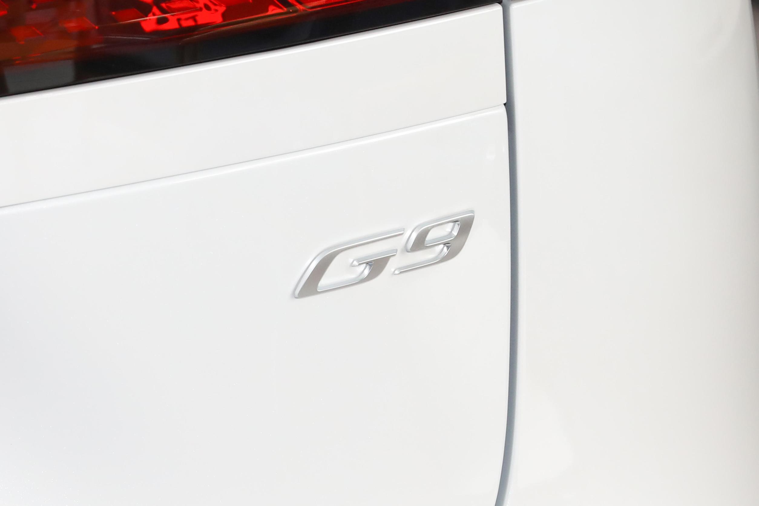 小鹏G9壁纸_小鹏G9_小鹏G9外观图片_231/978张图片_小鹏G9/整车外观图片_懂车帝