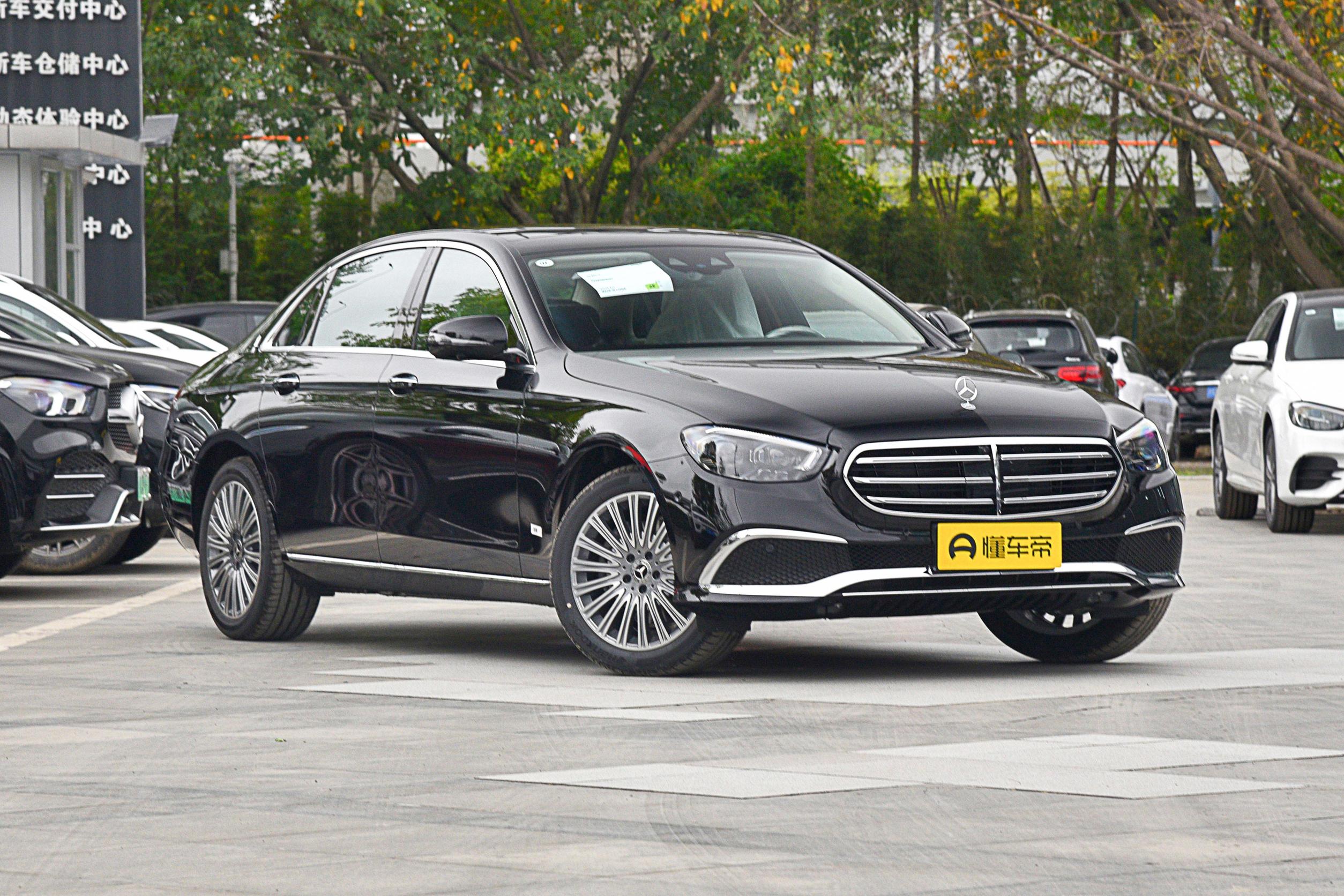 奔驰E级 2023款 改款 E 300 L 尊贵型 轿车图片_奔驰_1/53张图片_汽车外观图库_懂车帝