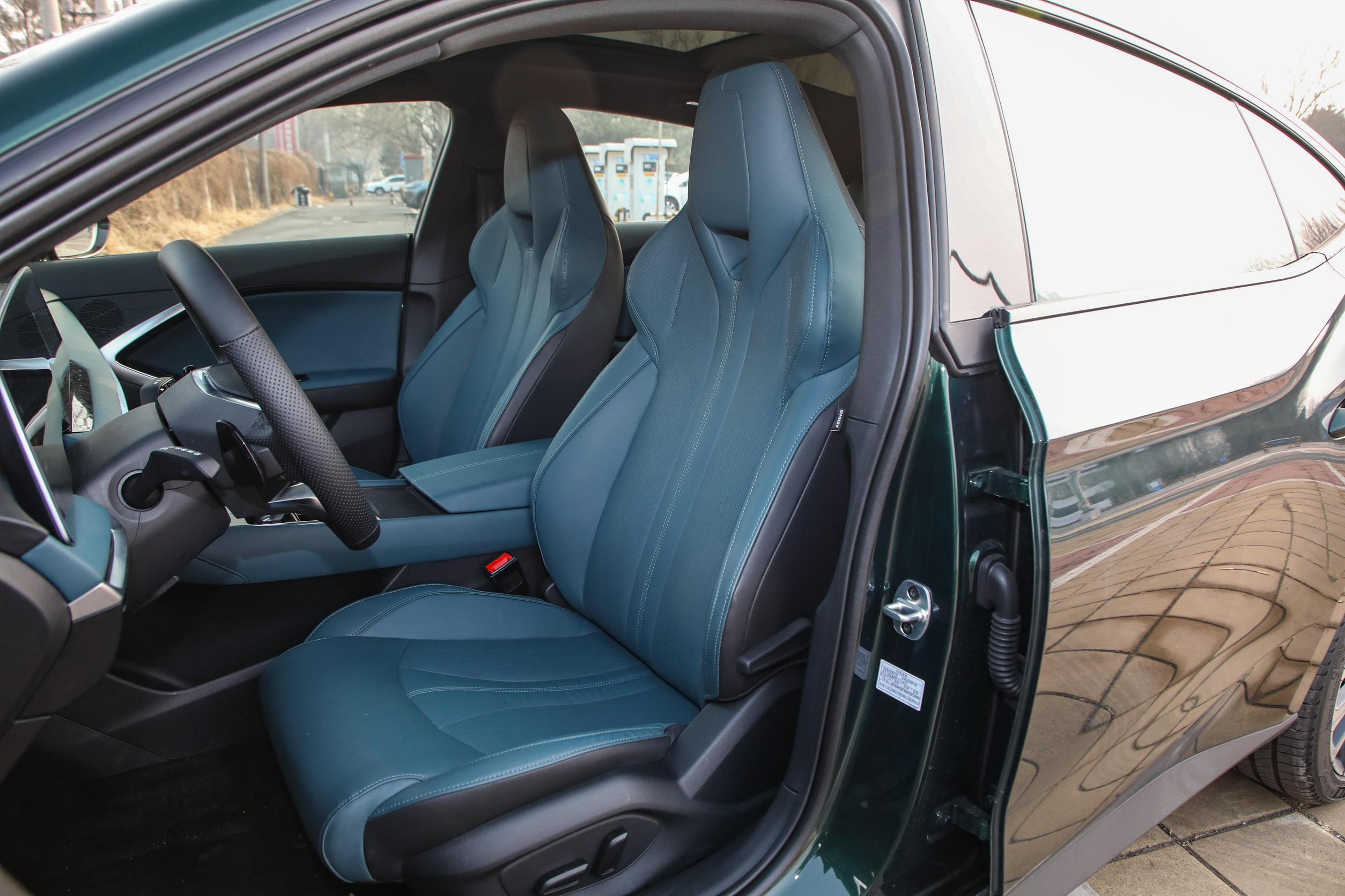 MG7 2023款 试装车图片_名爵_2/99张图片_汽车空间图库_懂车帝