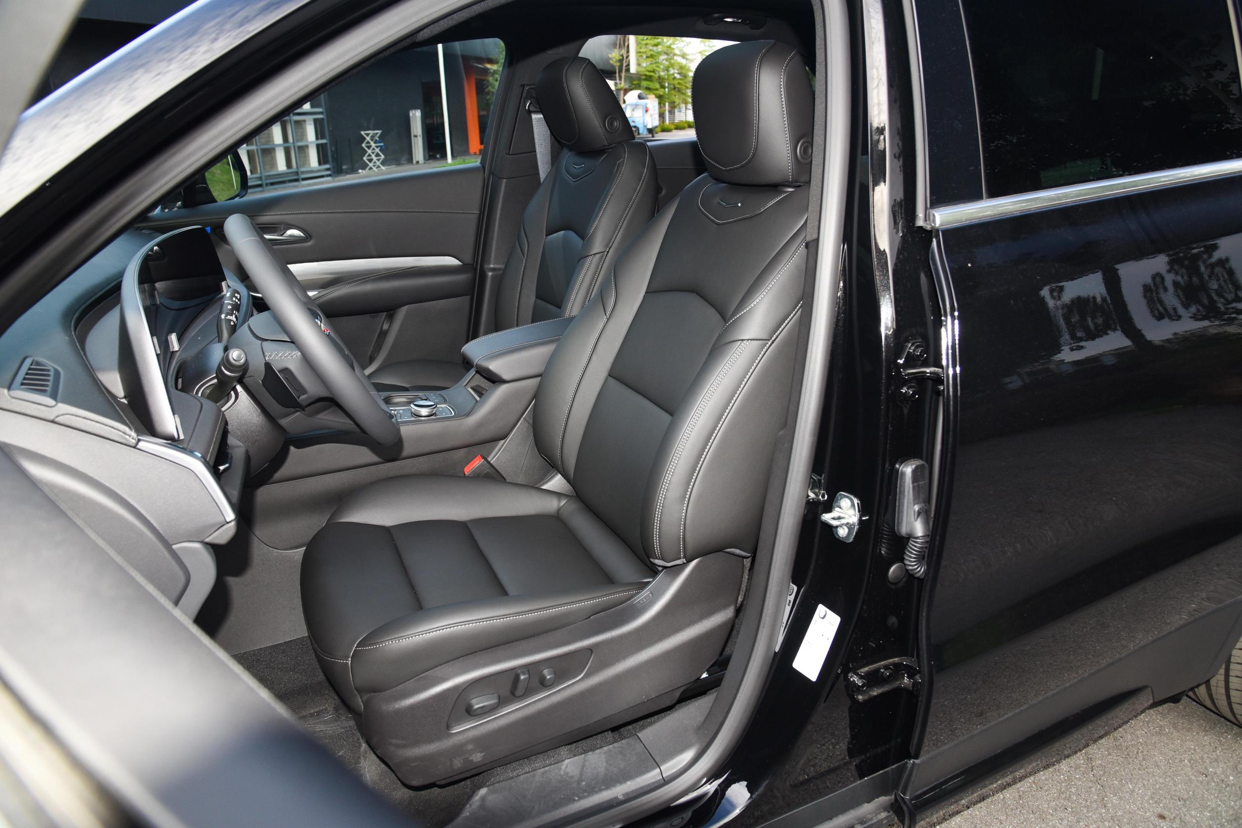 凯迪拉克XT4 2024款 28T 两驱豪华型图片_凯迪拉克_21/92张图片_汽车空间图库_懂车帝