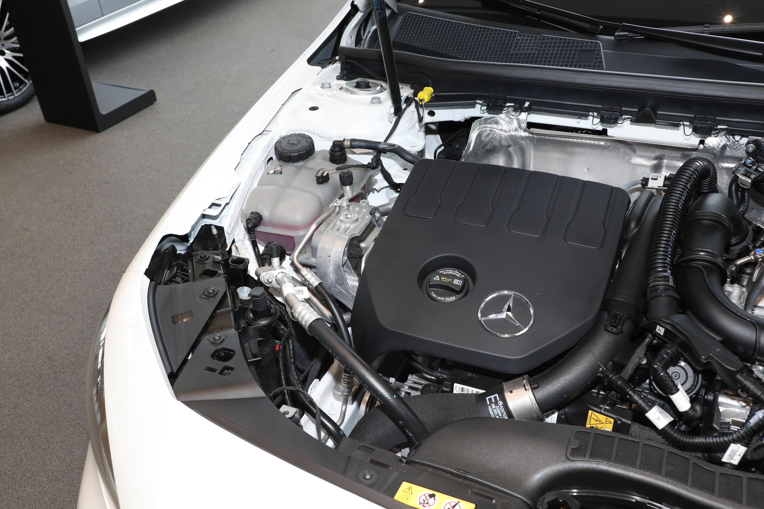 奔驰A级 2024款 A 180 L图片_奔驰_61/85张图片_汽车外观图库_懂车帝