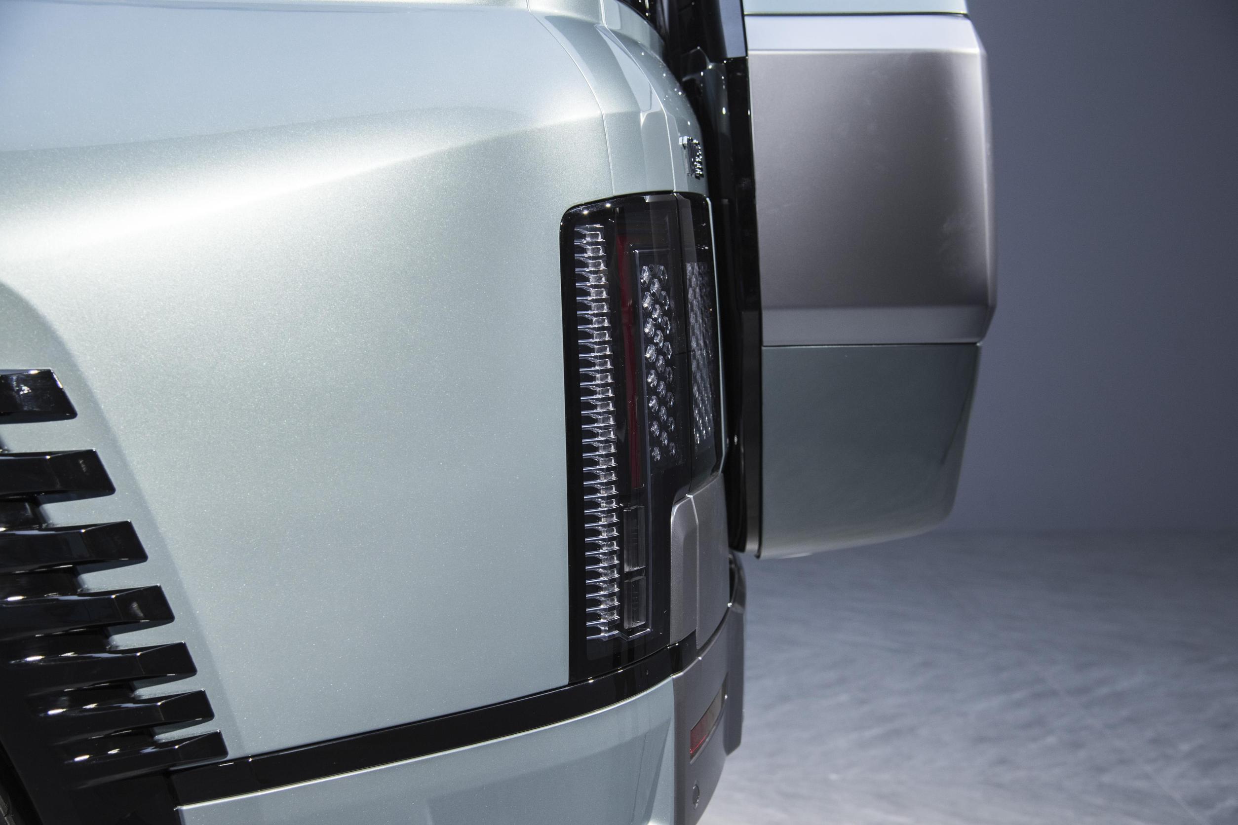 仰望U8 2023款 豪华版图片_仰望_156/237张图片_汽车外观图库_懂车帝