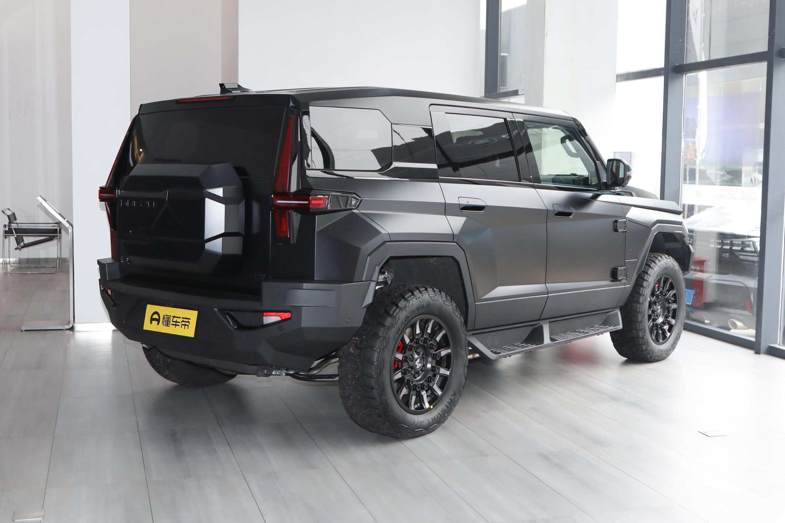 猛士917 2023款 增程版图片_猛士_2/87张图片_汽车外观图库_懂车帝