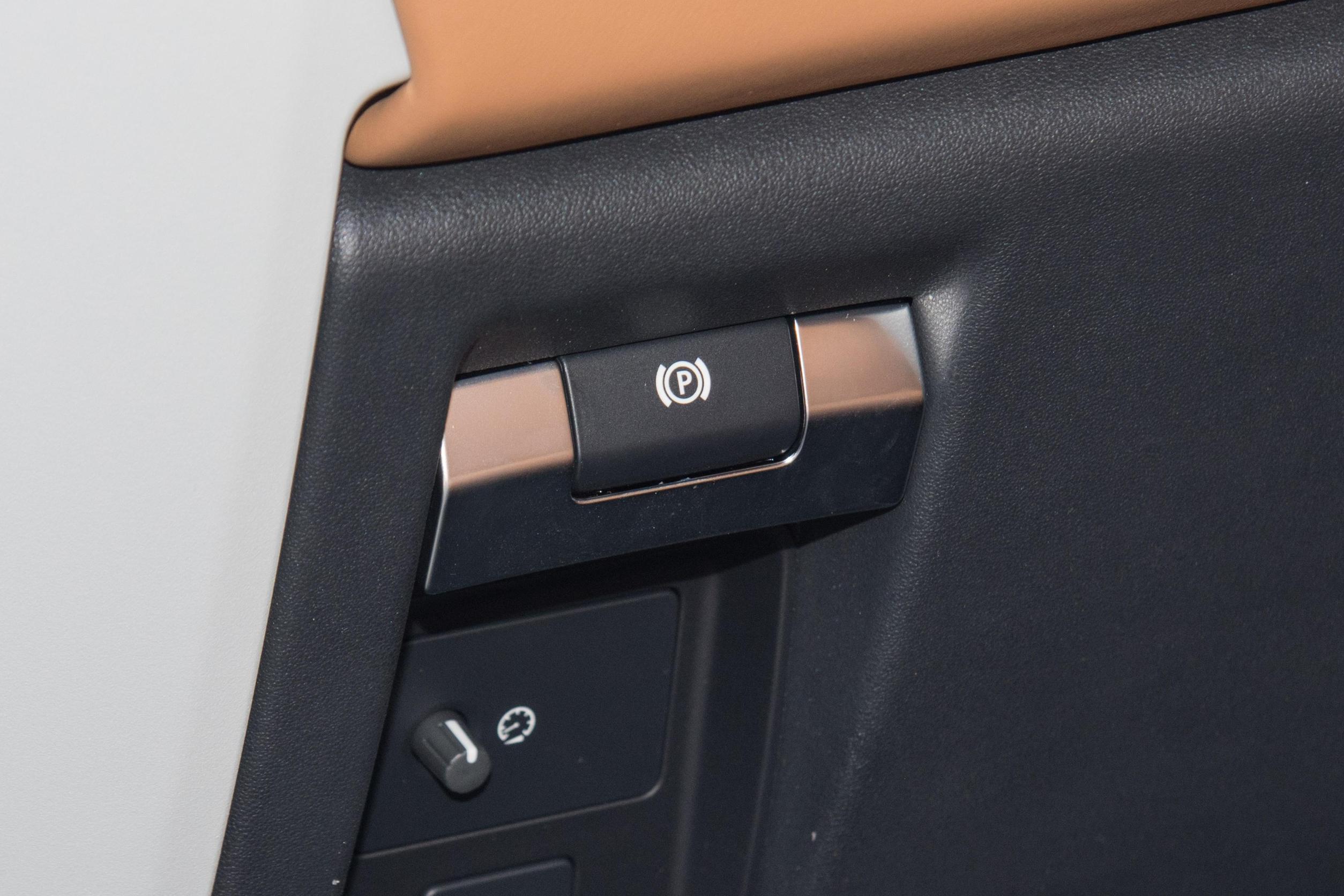 卫士 2024款 90 3.0T P400 HSE图片_路虎_8/50张图片_汽车空间图库_懂车帝