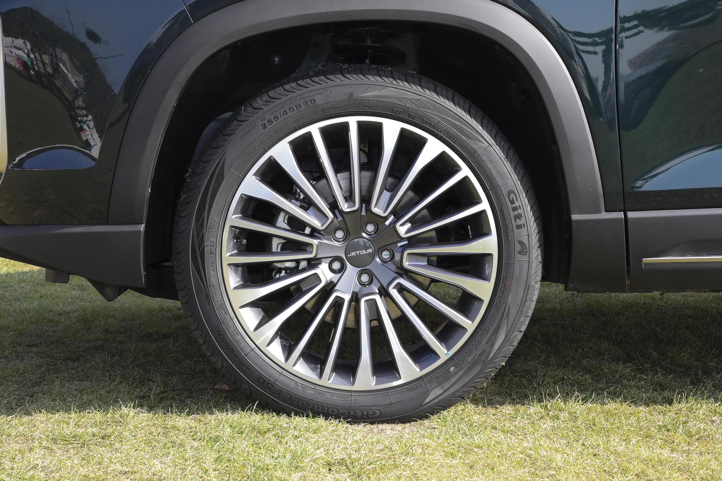 捷途山海L9 2024款 1.5T 试装车图片_捷途_5/167张图片_汽车外观图库_懂车帝