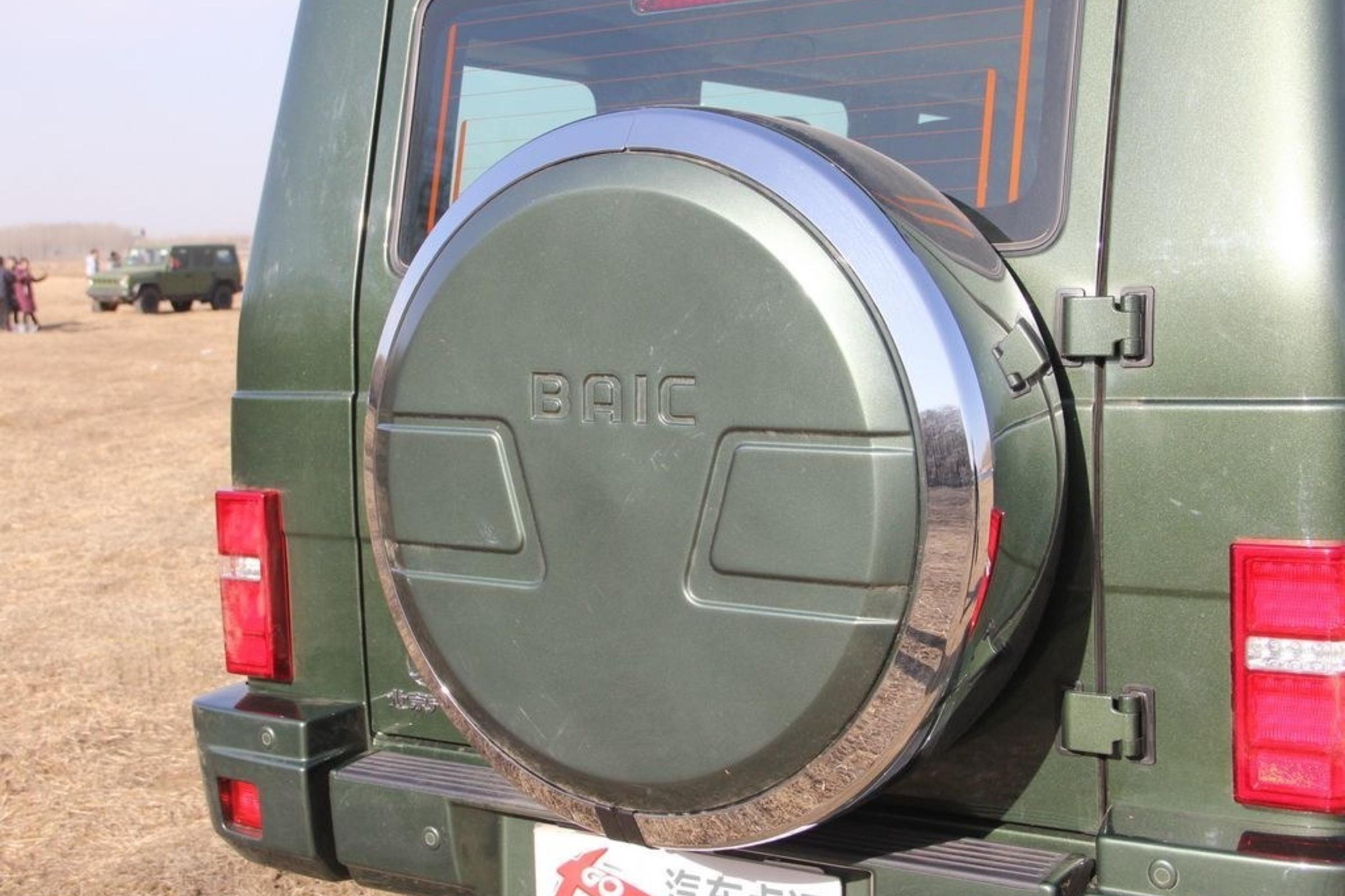 北京BJ80 2016款 2.3T 自动尊贵版图片_北京_2/80张图片_汽车外观图库_懂车帝