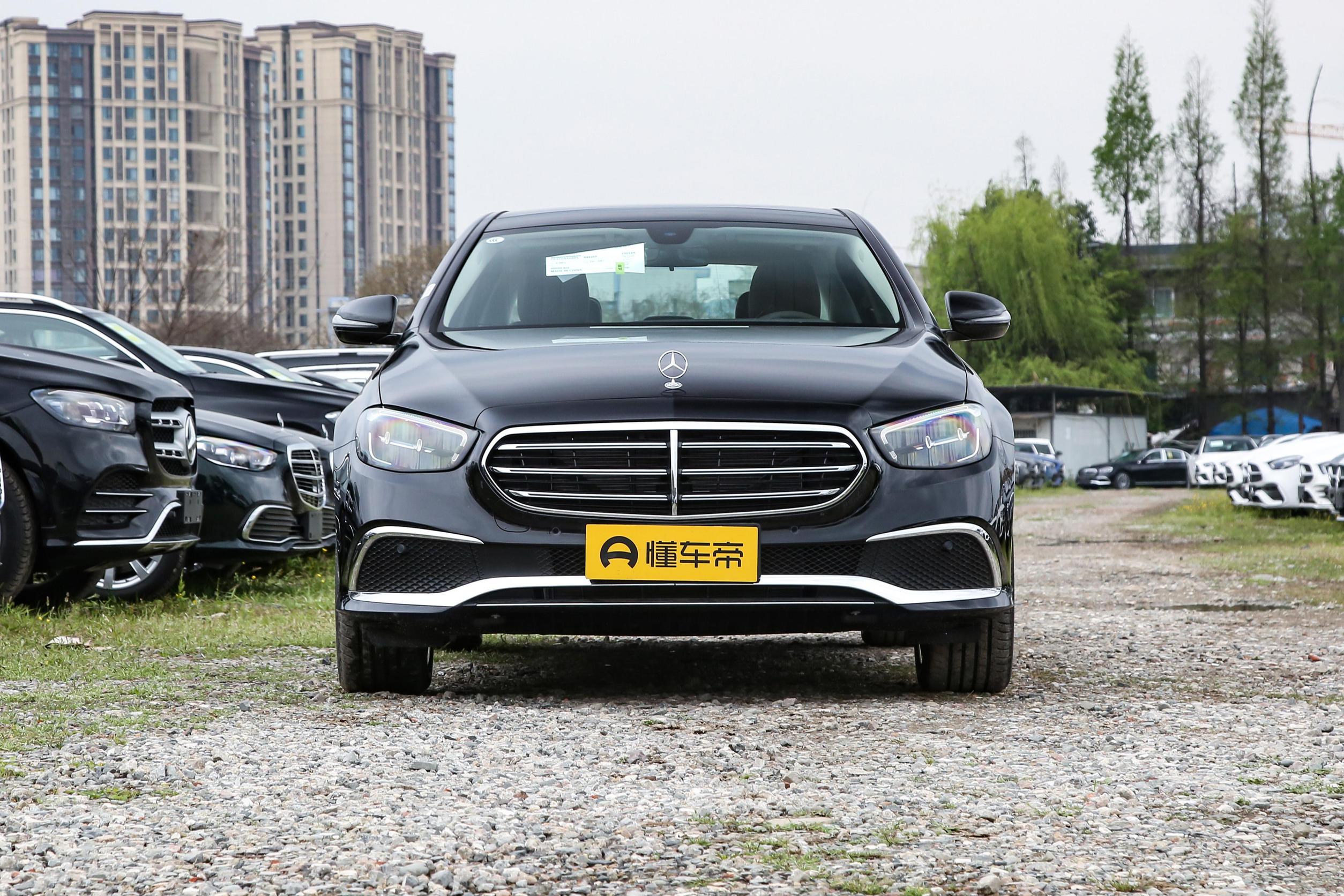 奔驰E级 2023款 改款 E 260 L 轿车图片_奔驰_2/48张图片_汽车外观图库_懂车帝