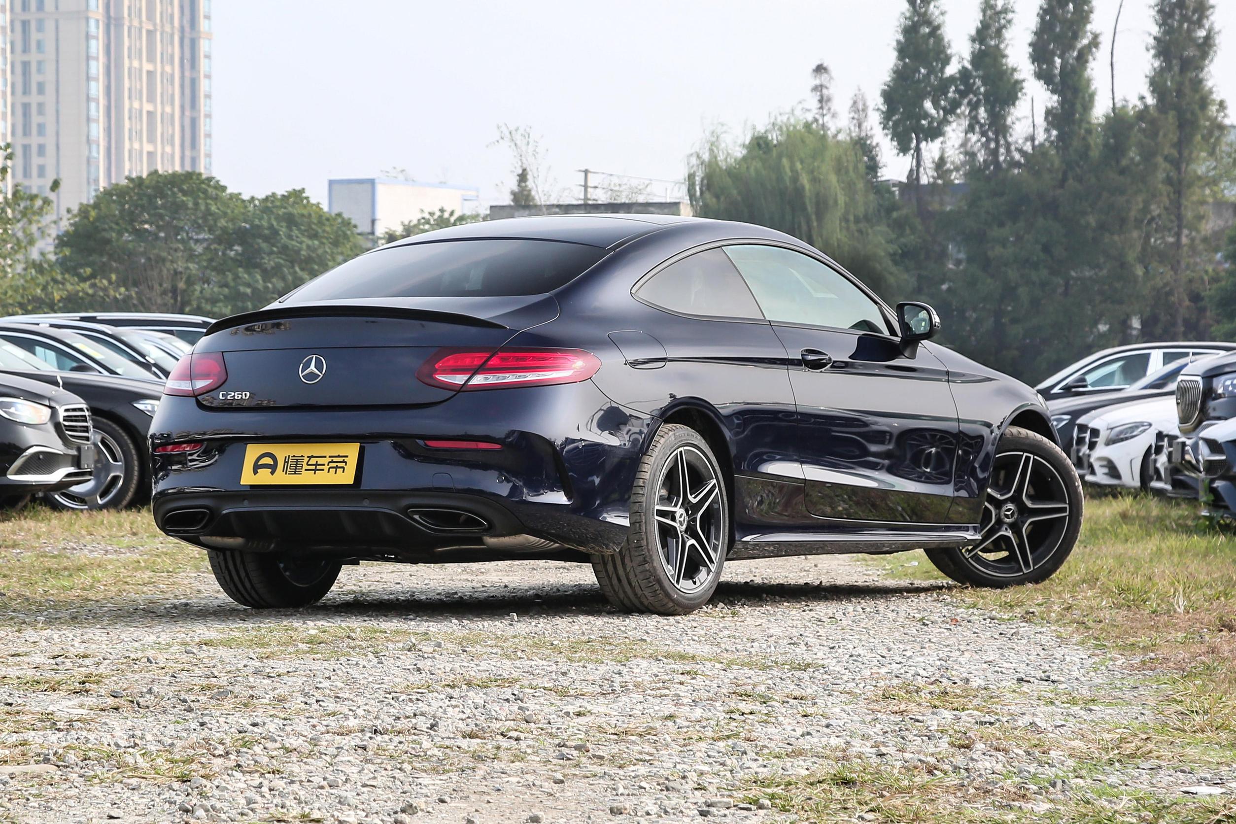奔驰C级(进口) 2023款 C 260 轿跑车图片_奔驰_2/192张图片_汽车外观图库_懂车帝