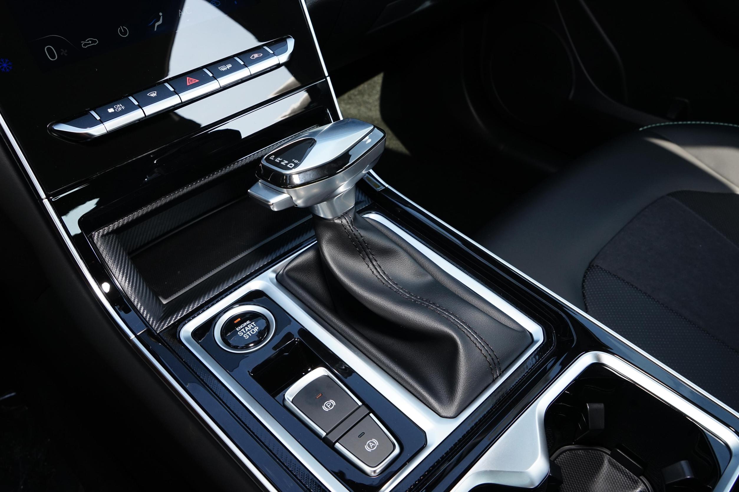 江淮A5 PLUS 2023款 1.5T CVT舒适版图片_江淮汽车_1/37张图片_汽车内饰图库_懂车帝