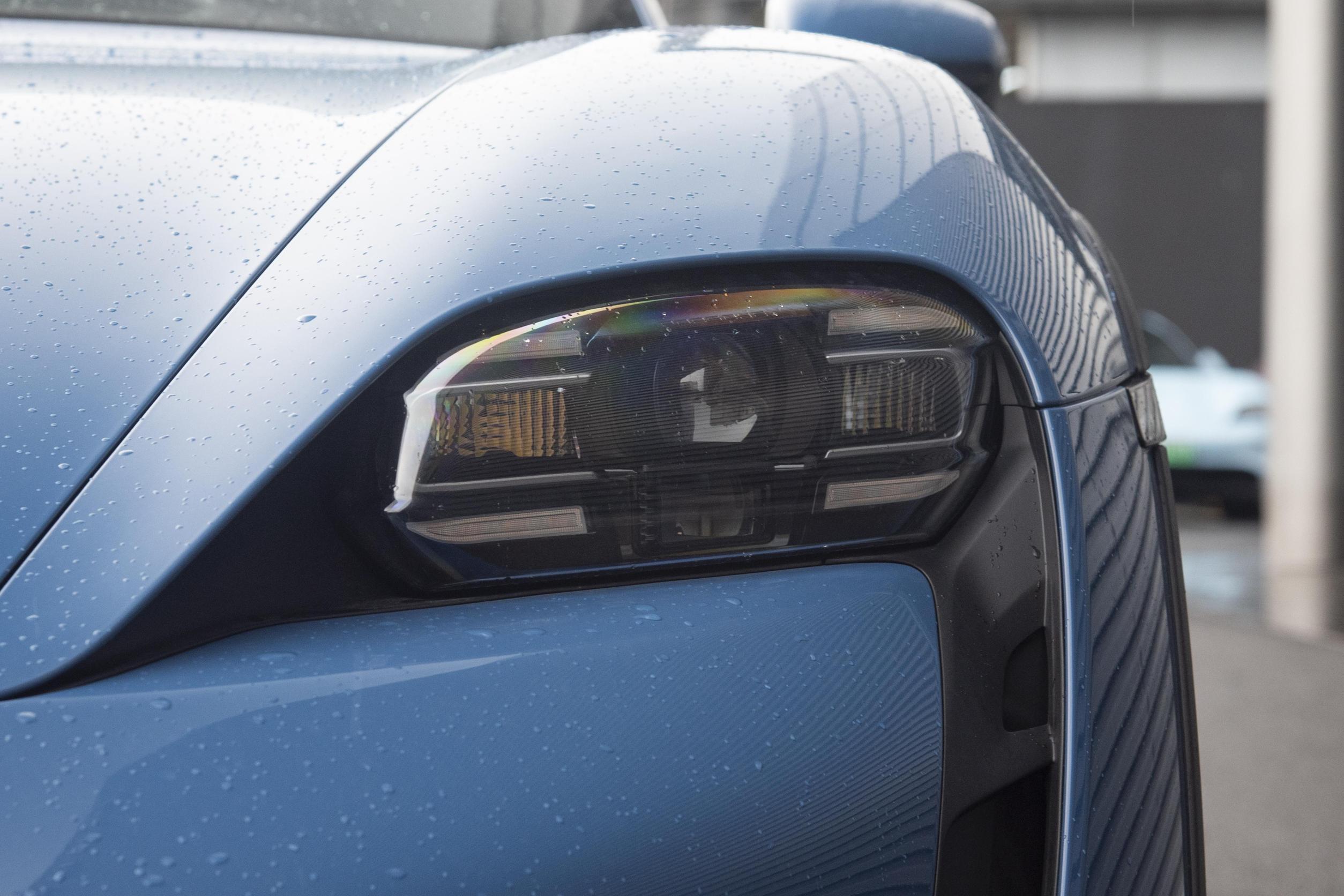 Taycan 2022款 Taycan 4 Cross Turismo图片_保时捷_3/41张图片_汽车外观图库_懂车帝