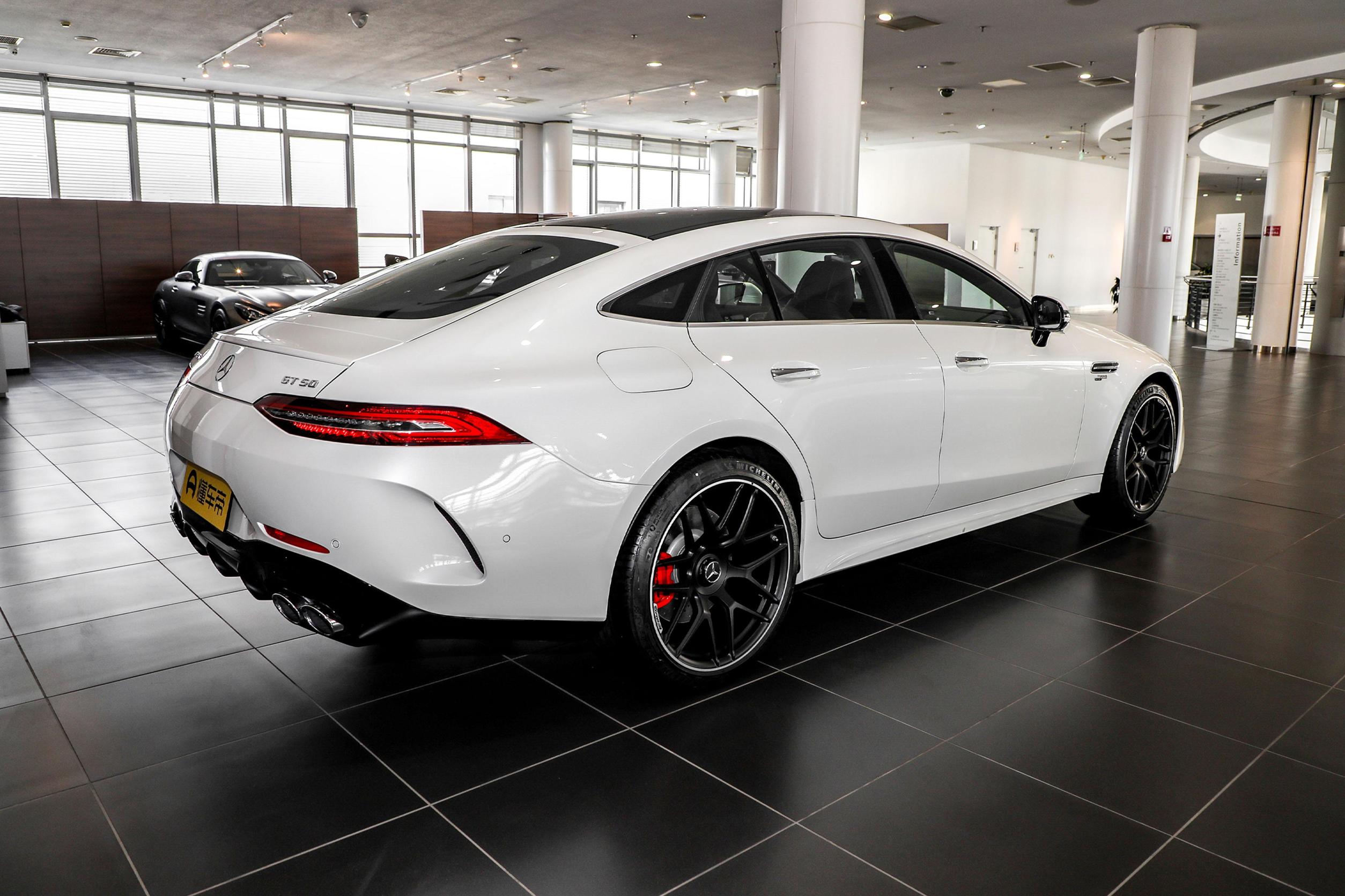 AMG GT 2022款 AMG GT 50 4MATIC+ 四门跑车图片_奔驰_6/145张图片_汽车外观图库_懂车帝