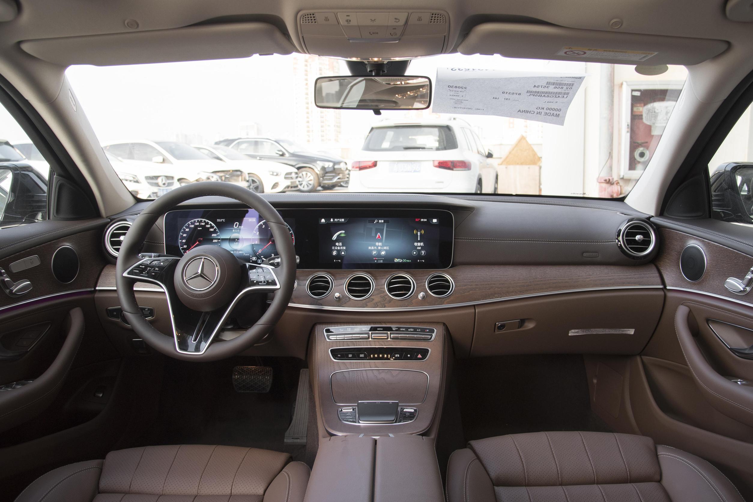 奔驰E级 2023款 E 260 L 轿车图片_奔驰_12/54张图片_汽车内饰图库_懂车帝