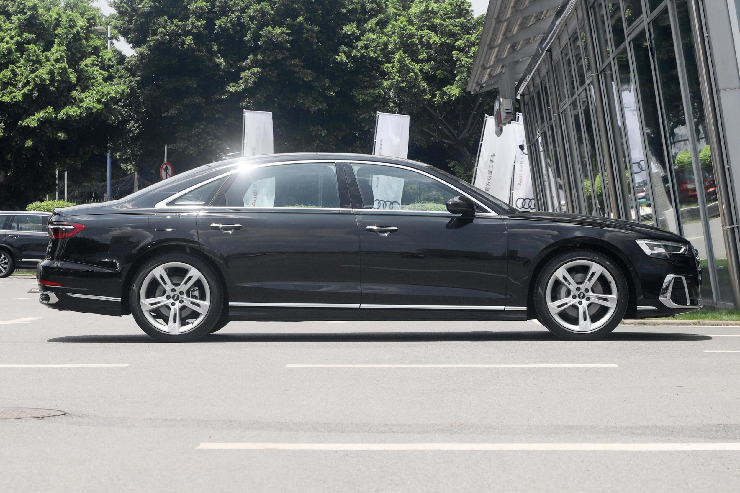 奥迪A8 2023款 A8L 50 TFSI quattro臻选型图片_奥迪_87/111张图片_汽车外观图库_懂车帝