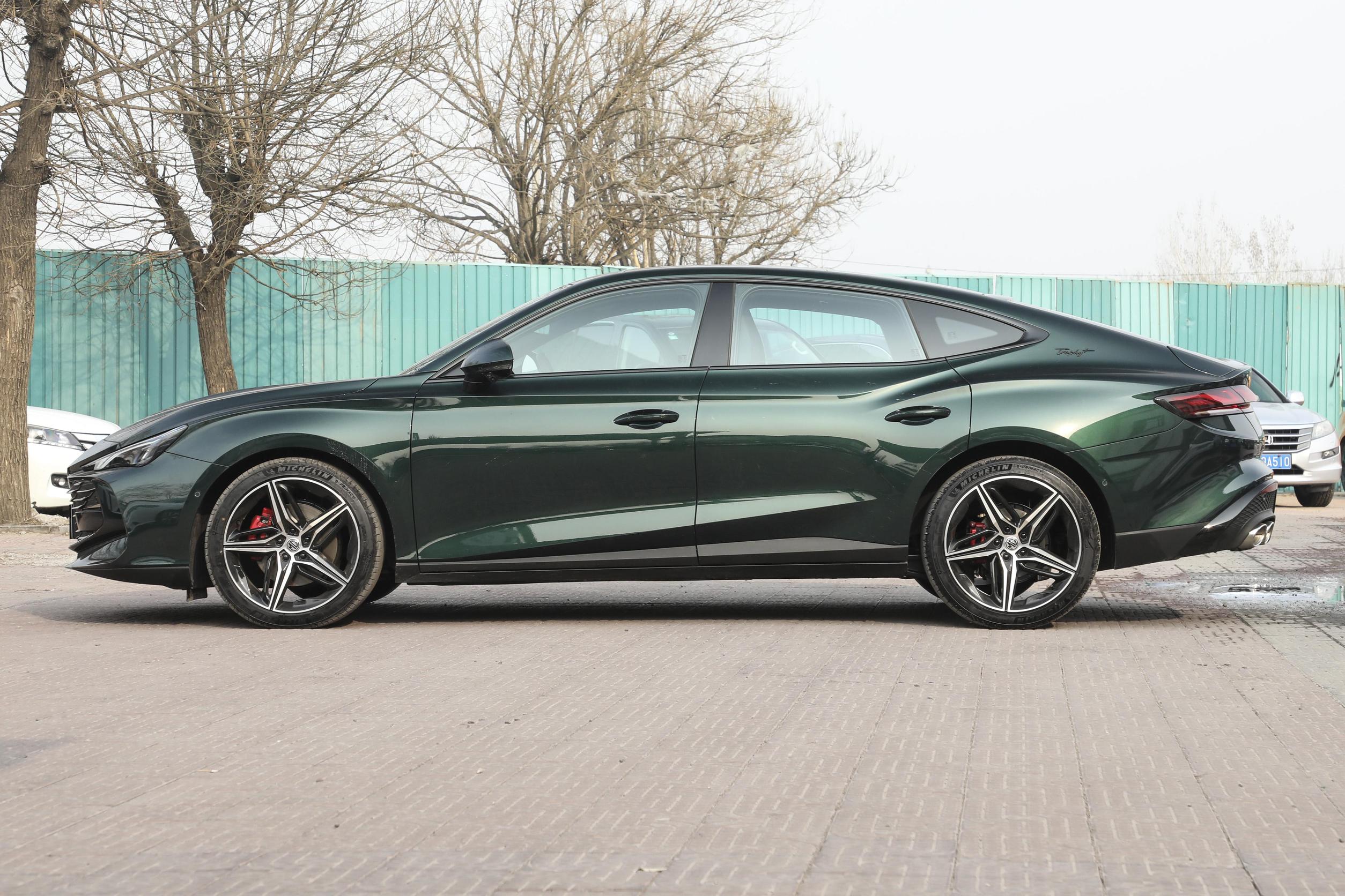 MG7壁纸_MG7_MG7外观图片_40/724张图片_MG7翡冷翠/整车外观图片_懂车帝