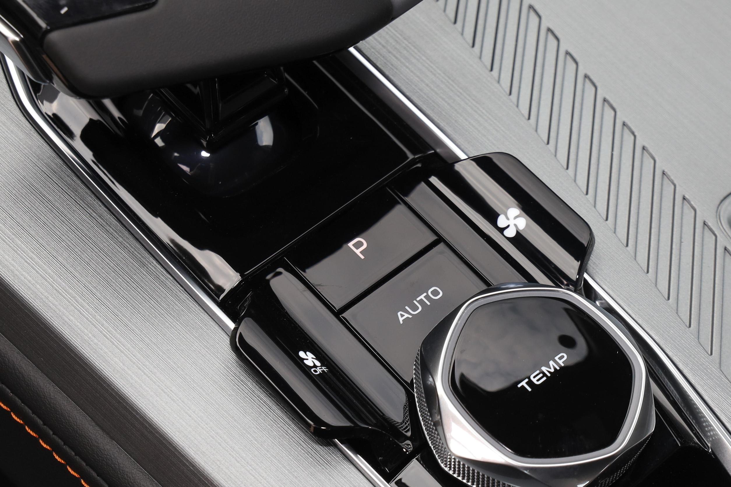 长安欧尚Z6 iDD新能源 2023款 智电iDD 150KM旗舰型图片_长安欧尚_7/48张图片_汽车内饰图库_懂车帝