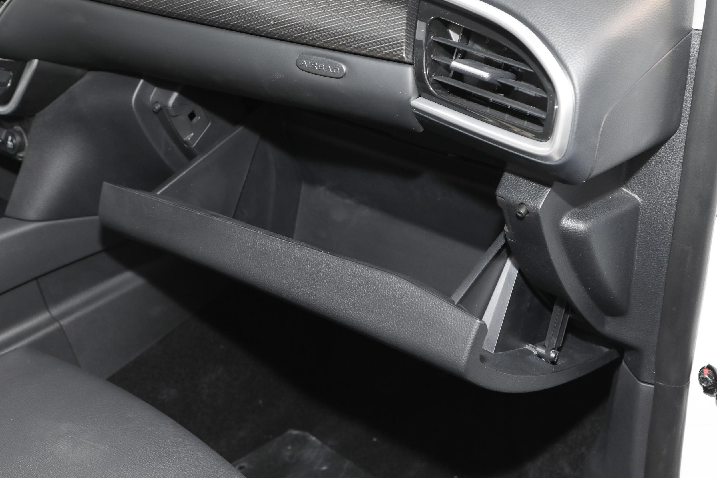 大将军F9 SUV 2023款 2.0T 汽油自动四驱豪华型图片_福田_2/42张图片_汽车内饰图库_懂车帝