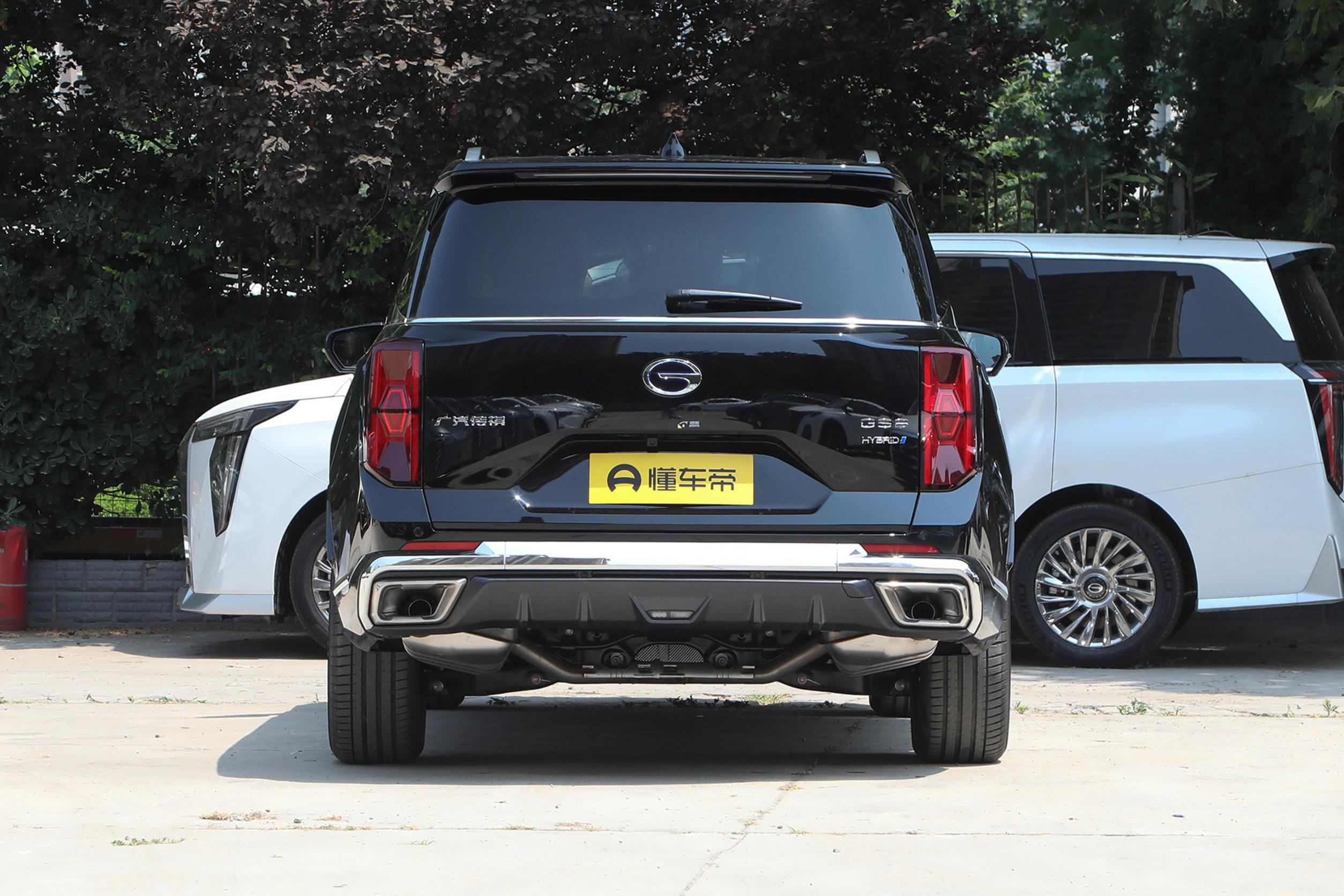 传祺GS8 2024款 双擎系列 2.0TM 混动两驱尊贵版图片_广汽传祺_6/58张图片_汽车外观图库_懂车帝