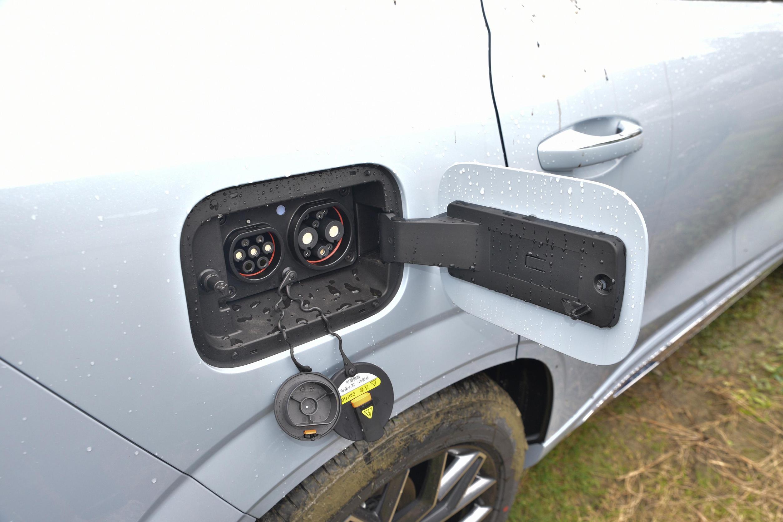 长安欧尚Z6 iDD新能源 2023款 智电iDD 150KM旗舰PLUS图片_长安欧尚_1/193张图片_汽车外观图库_懂车帝