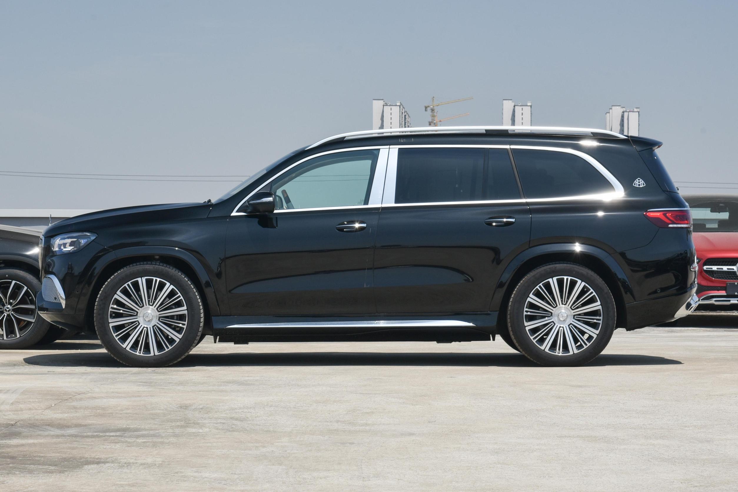 迈巴赫GLS 2022款 GLS 600 4MATIC礼乐版图片_奔驰_4/47张图片_汽车外观图库_懂车帝