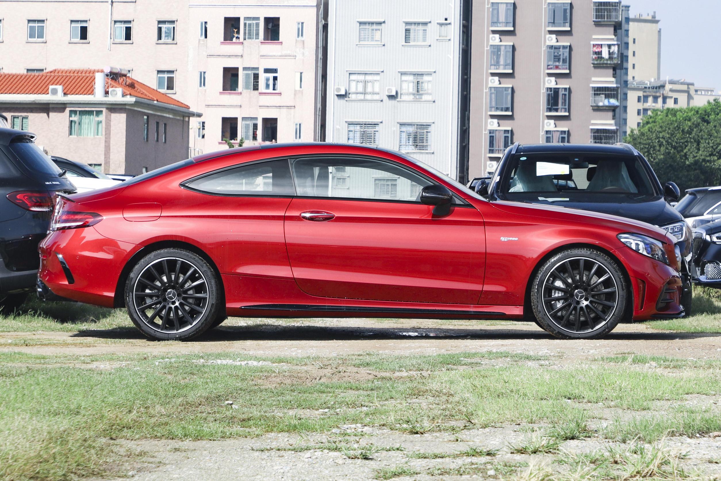 奔驰C级AMG 2022款 AMG C 43 4MATIC 轿跑车图片_奔驰_61/135张图片_汽车外观图库_懂车帝