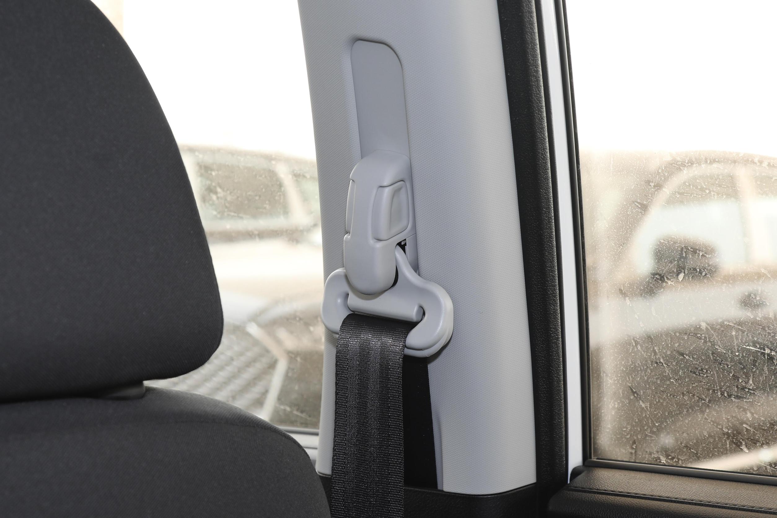 哈弗M6 2023款 PLUS 1.5T 手动精英智联型图片_哈弗_56/71张图片_汽车空间图库_懂车帝