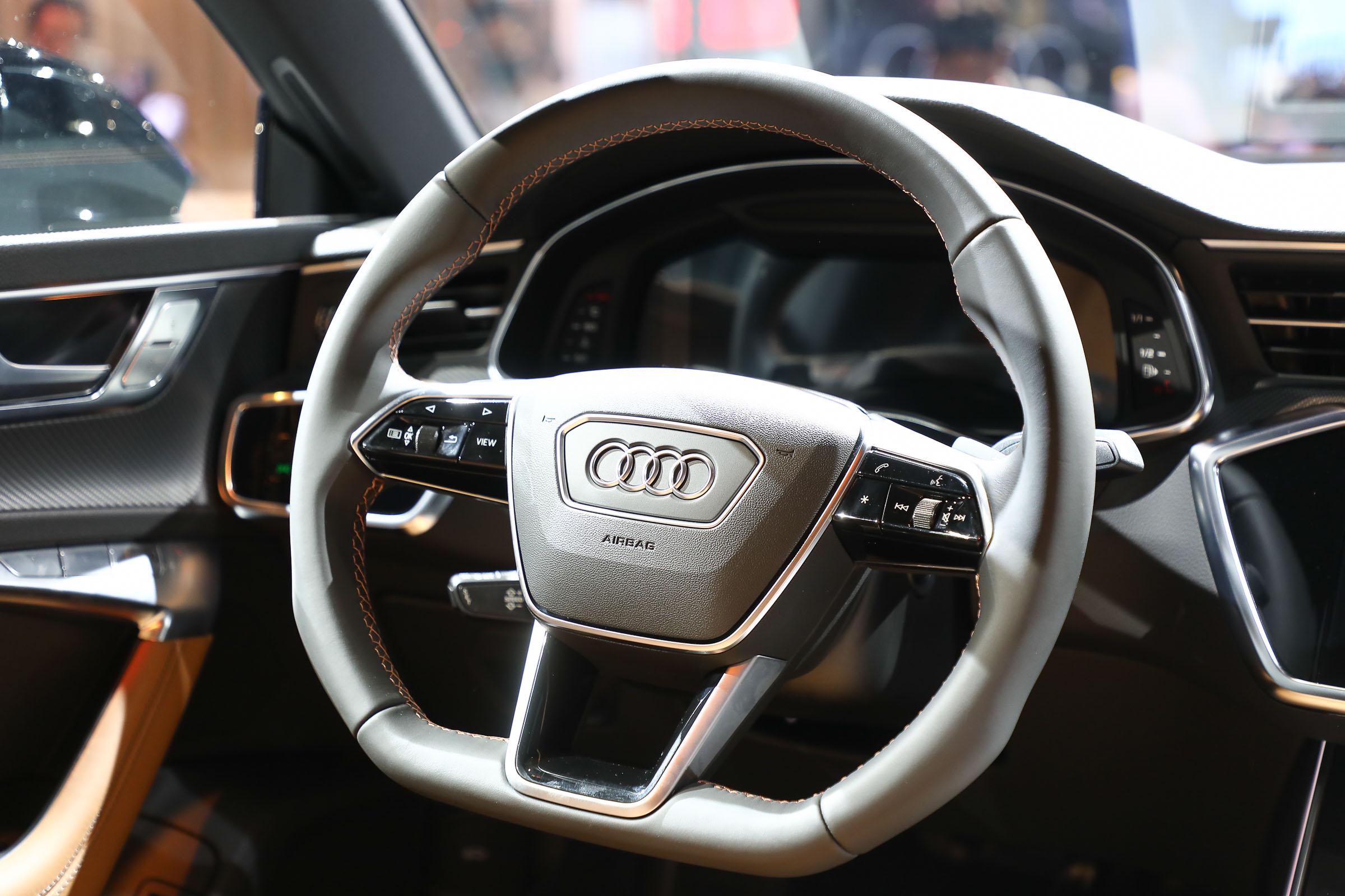 奥迪A7L 2022款 55 TFSI quattro S-line edition one先行版图片_奥迪_3/153张图片_汽车车展图库_懂车帝