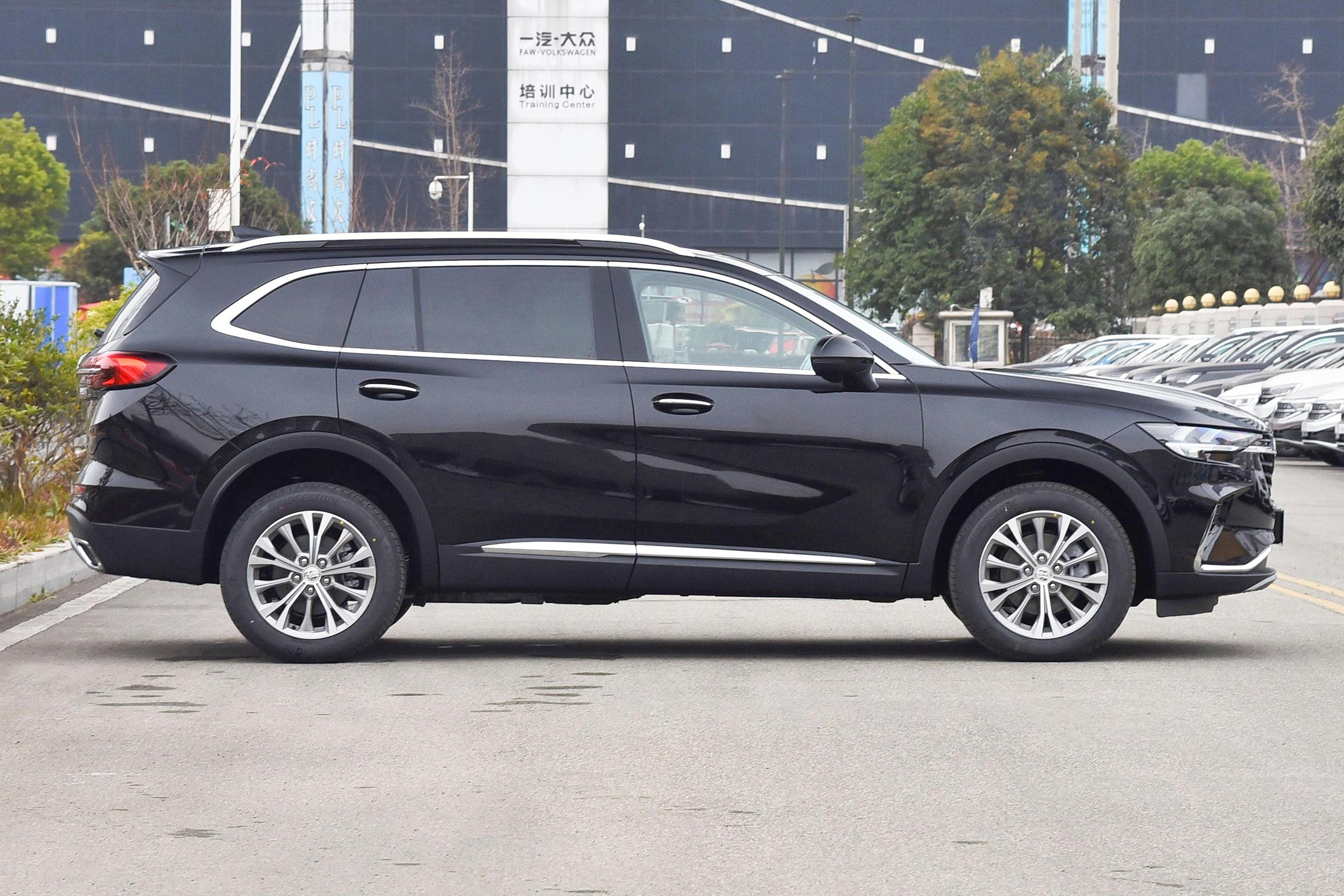 昂科威 2023款 昂科威Plus 652T 五座两驱豪华型图片_别克_7/74张图片_汽车外观图库_懂车帝