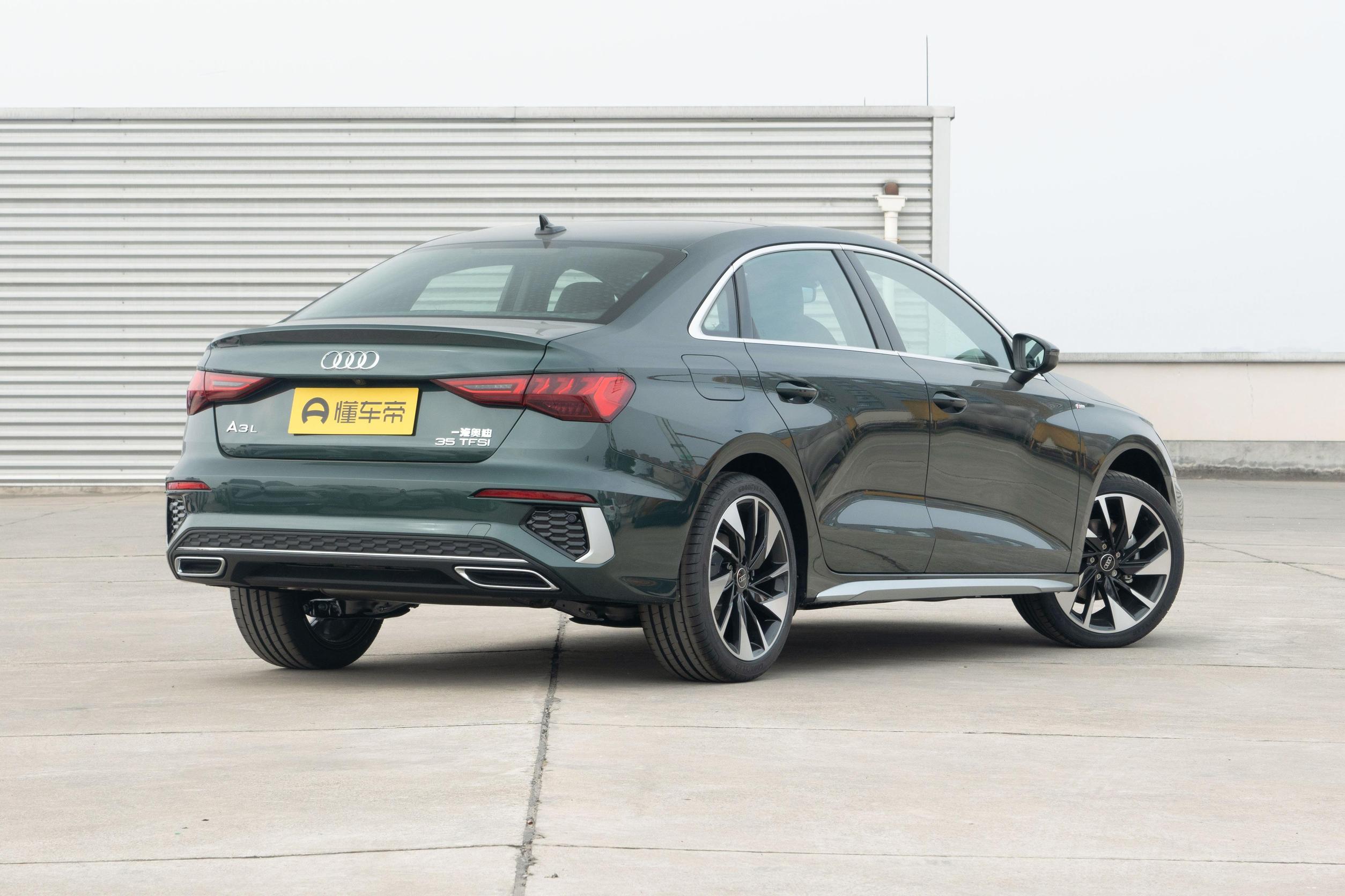 奥迪A3 2023款 A3L Limousine 35 TFSI 时尚运动型图片_奥迪_11/180张图片_汽车外观图库_懂车帝