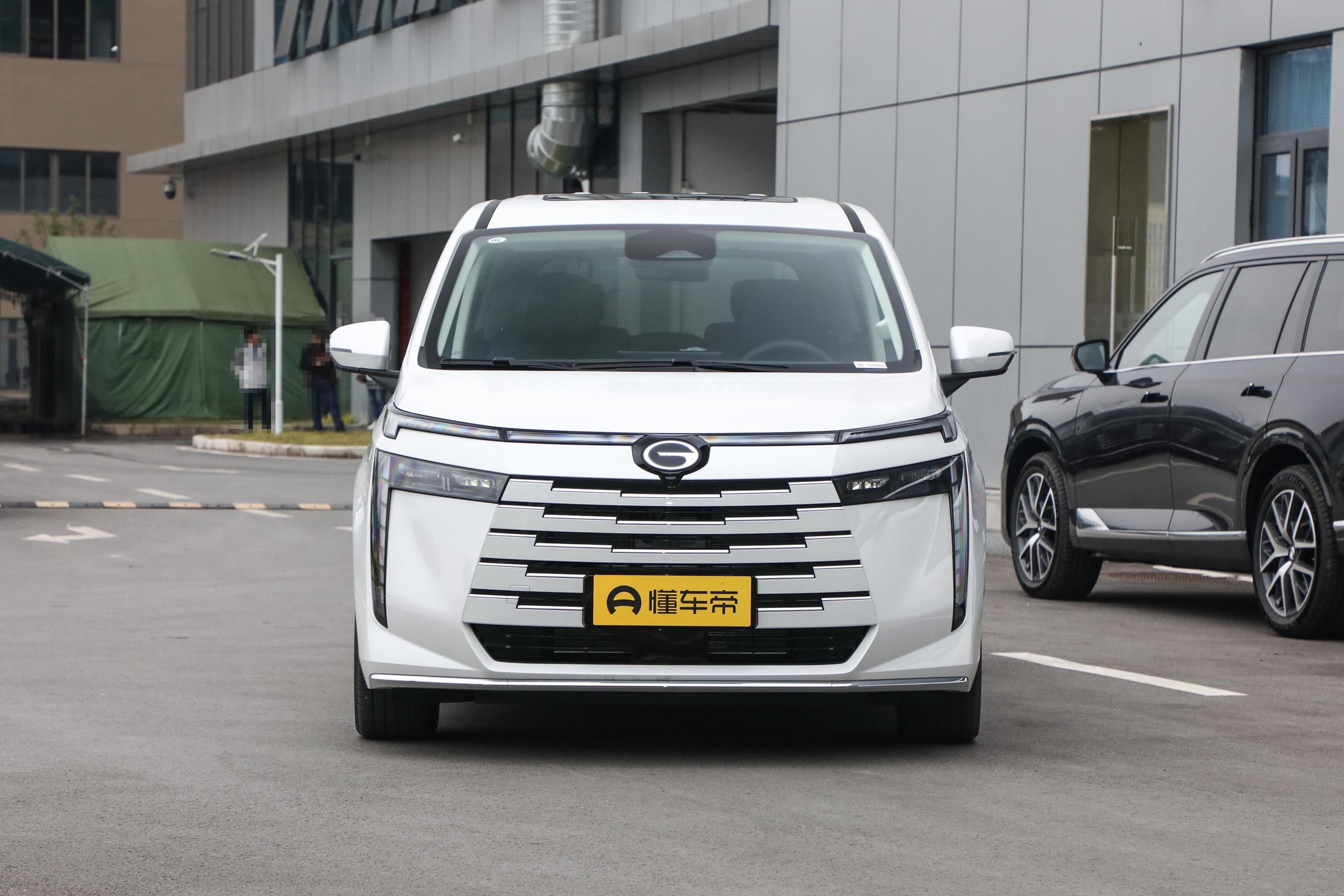 传祺E8 PHEV 2024款 2.0ATK 150km MAX版图片_广汽传祺_1/116张图片_汽车外观图库_懂车帝