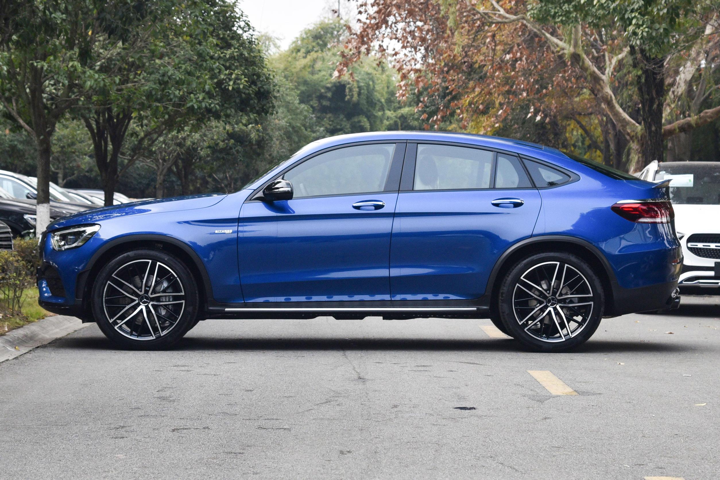 奔驰GLC AMG 2022款 AMG GLC 43 4MATIC图片_奔驰_35/257张图片_汽车外观图库_懂车帝