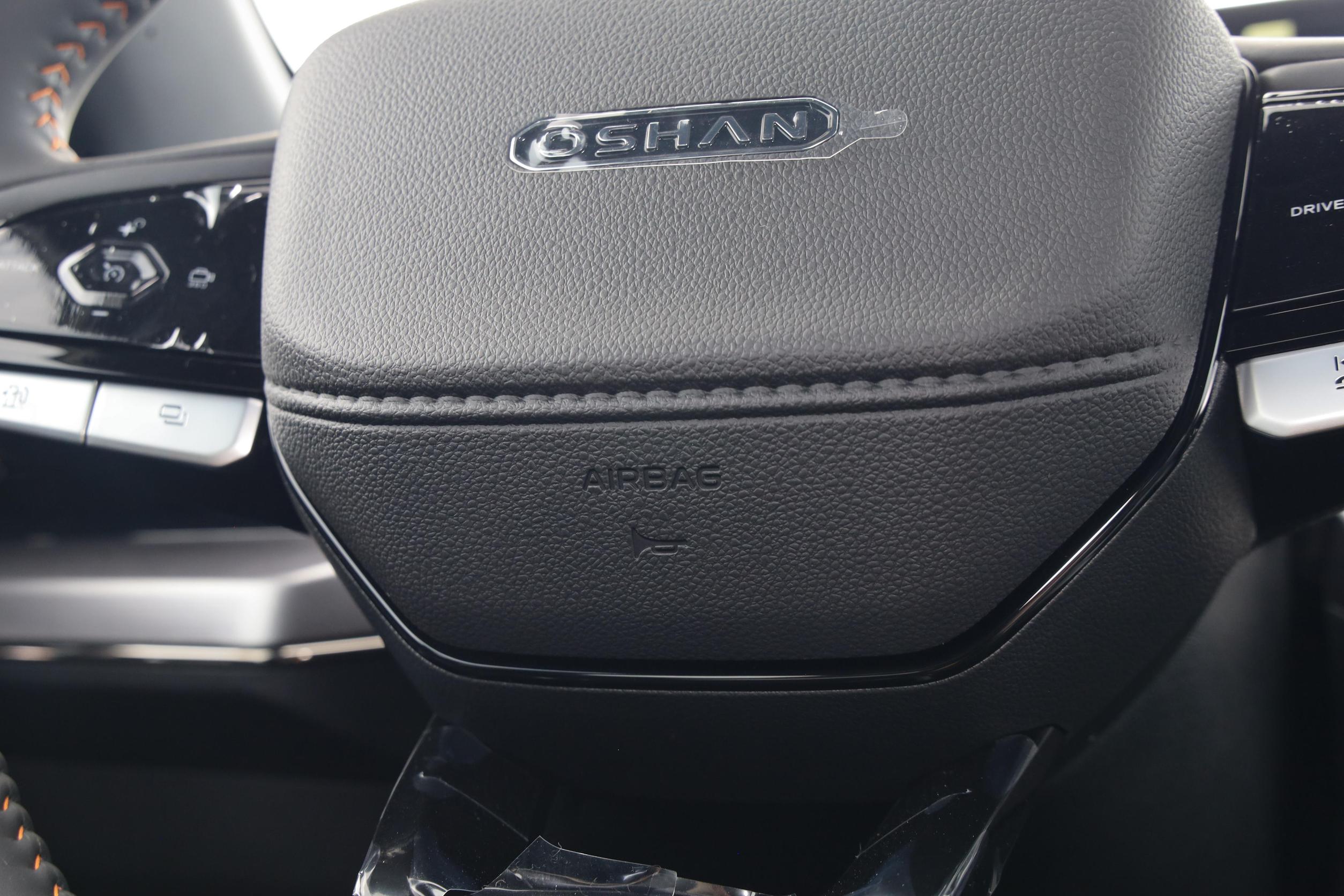 长安欧尚Z6 iDD新能源 2023款 智电iDD 150KM旗舰型图片_长安欧尚_3/48张图片_汽车内饰图库_懂车帝