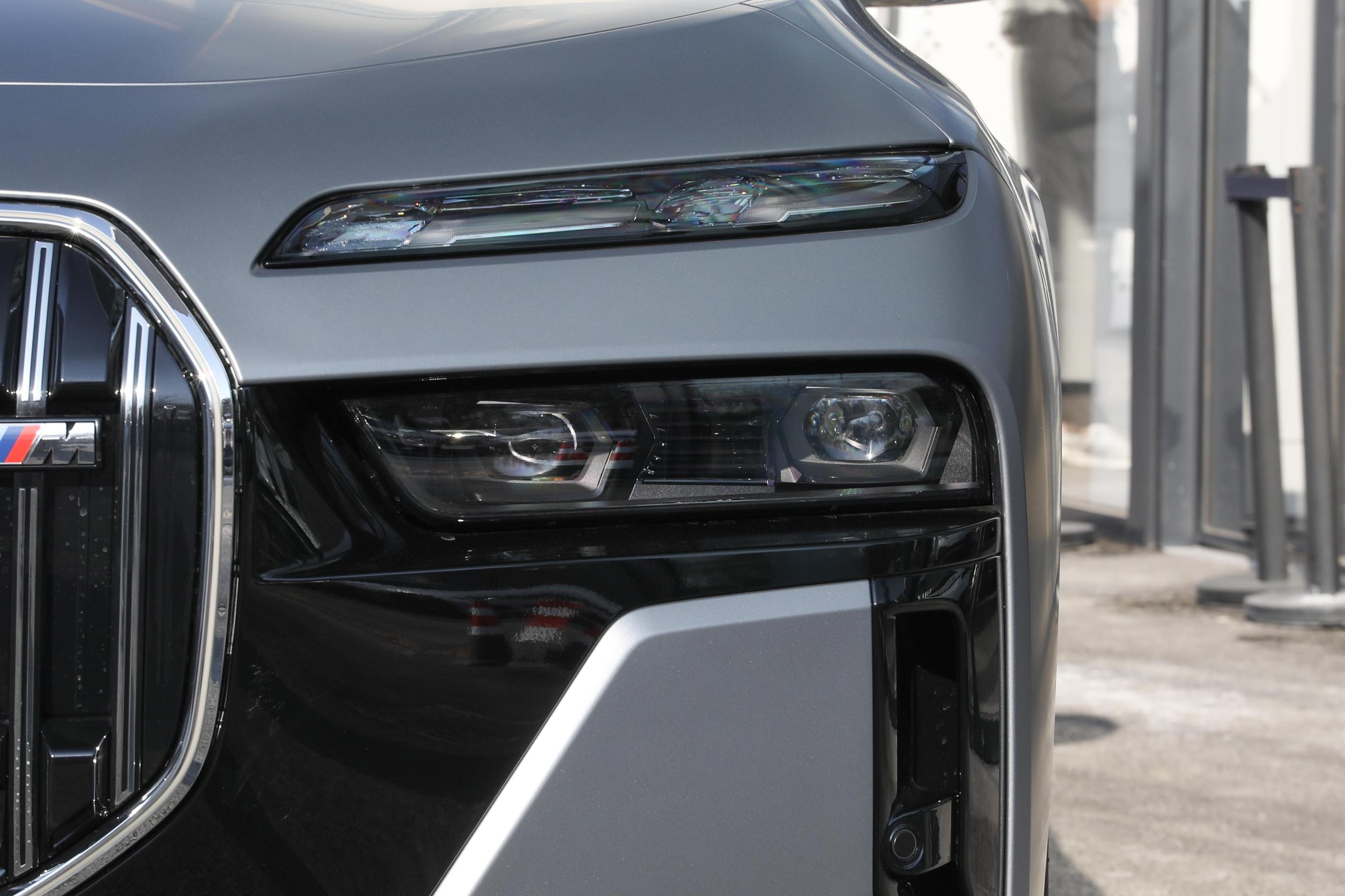 宝马i7 2023款 M70L xDrive图片_宝马_4/71张图片_汽车外观图库_懂车帝