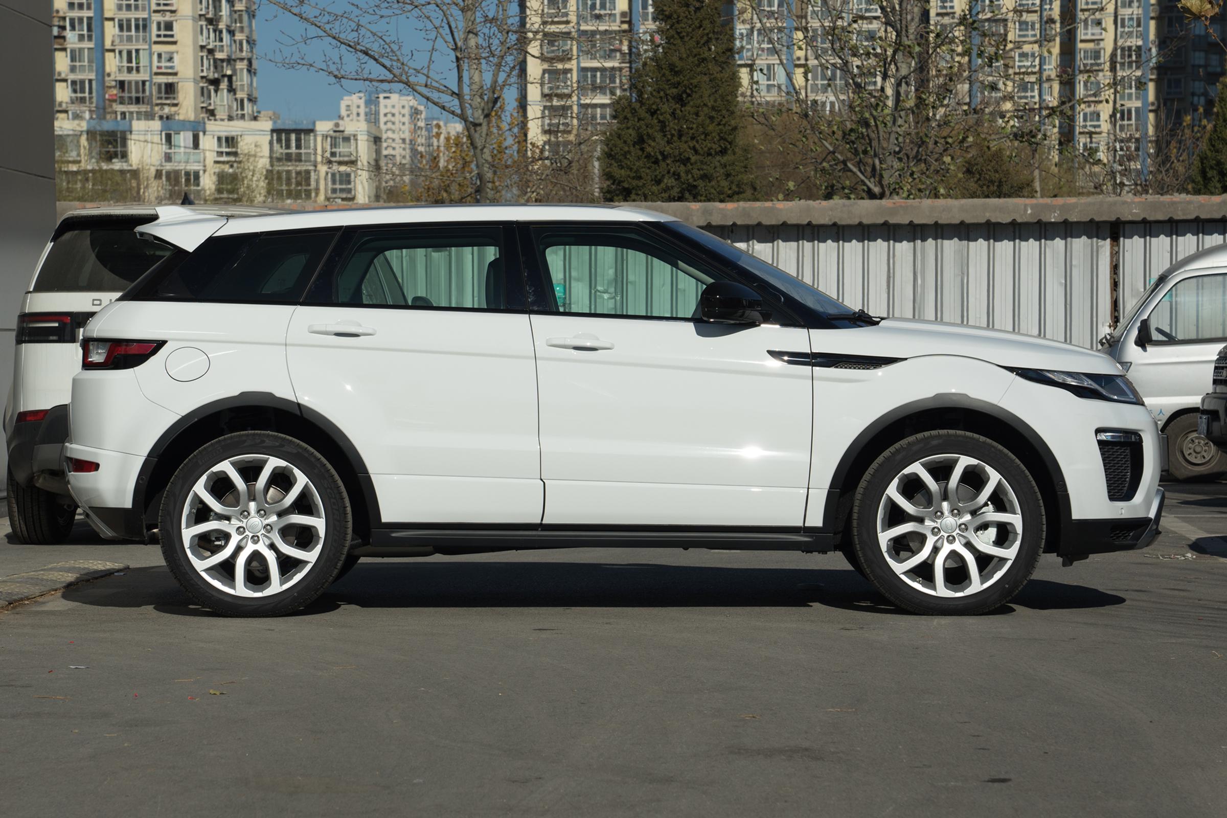 揽胜极光 2018款 240PS SE DYNAMIC 智锐版图片_路虎_3/42张图片_汽车外观图库_懂车帝