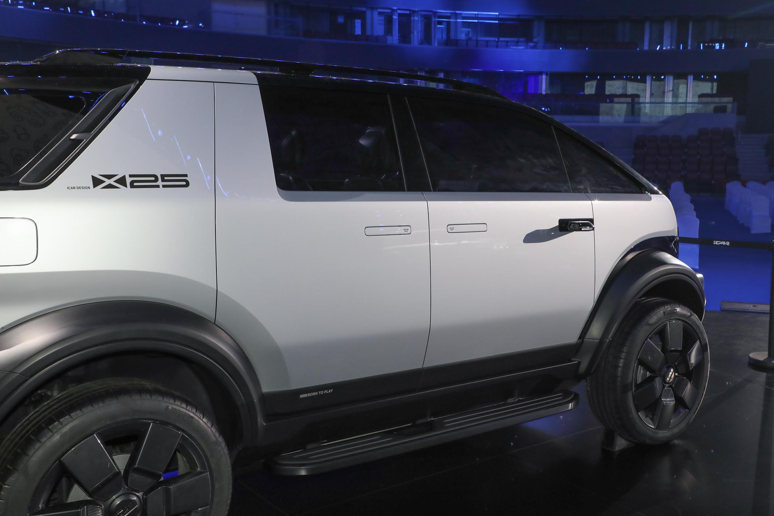 iCAR X25 2025款 基本型图片_iCAR_31/70张图片_汽车外观图库_懂车帝