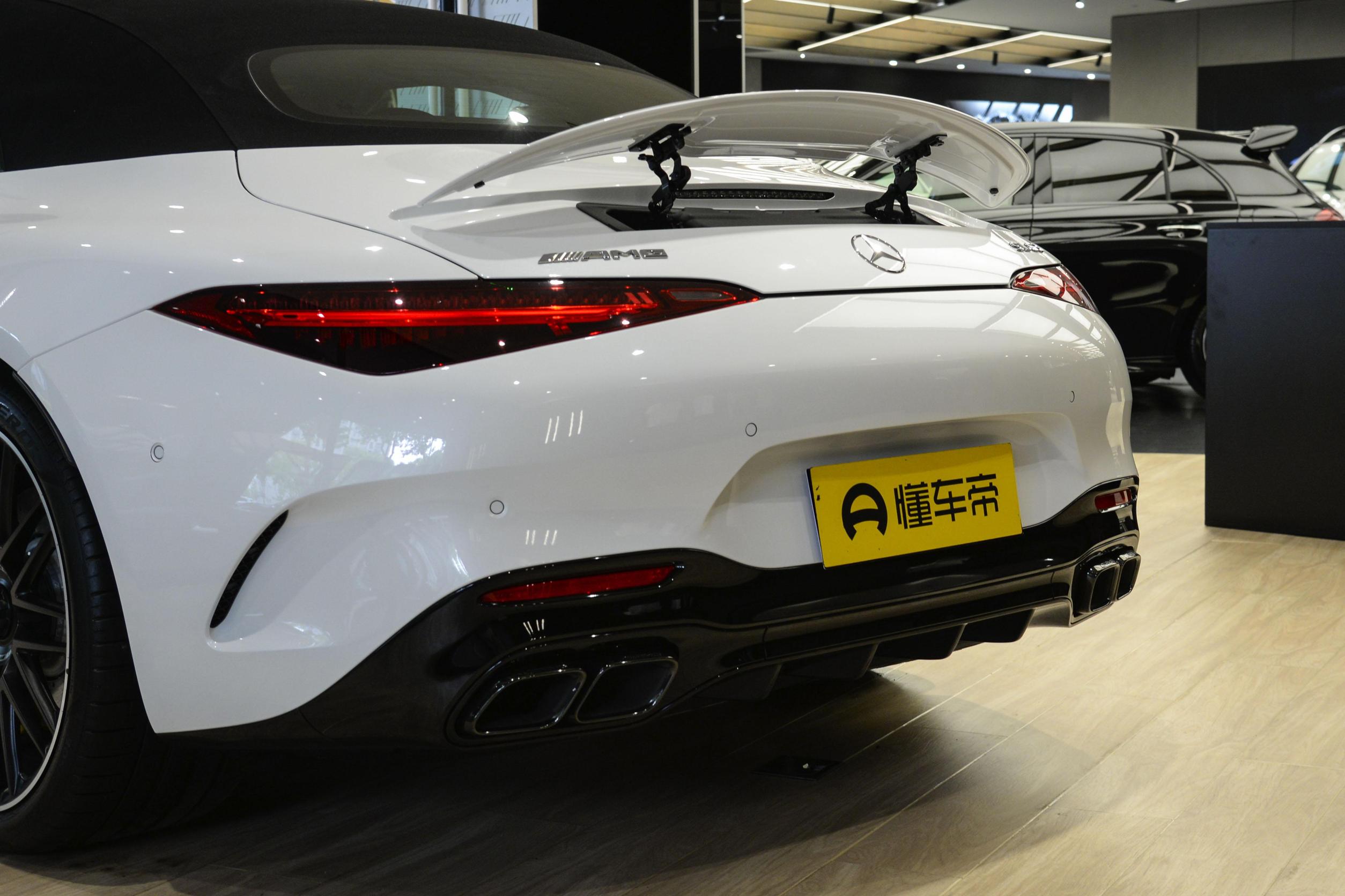 奔驰SL级AMG 2024款 AMG SL 63 4MATIC+图片_奔驰_44/164张图片_汽车外观图库_懂车帝