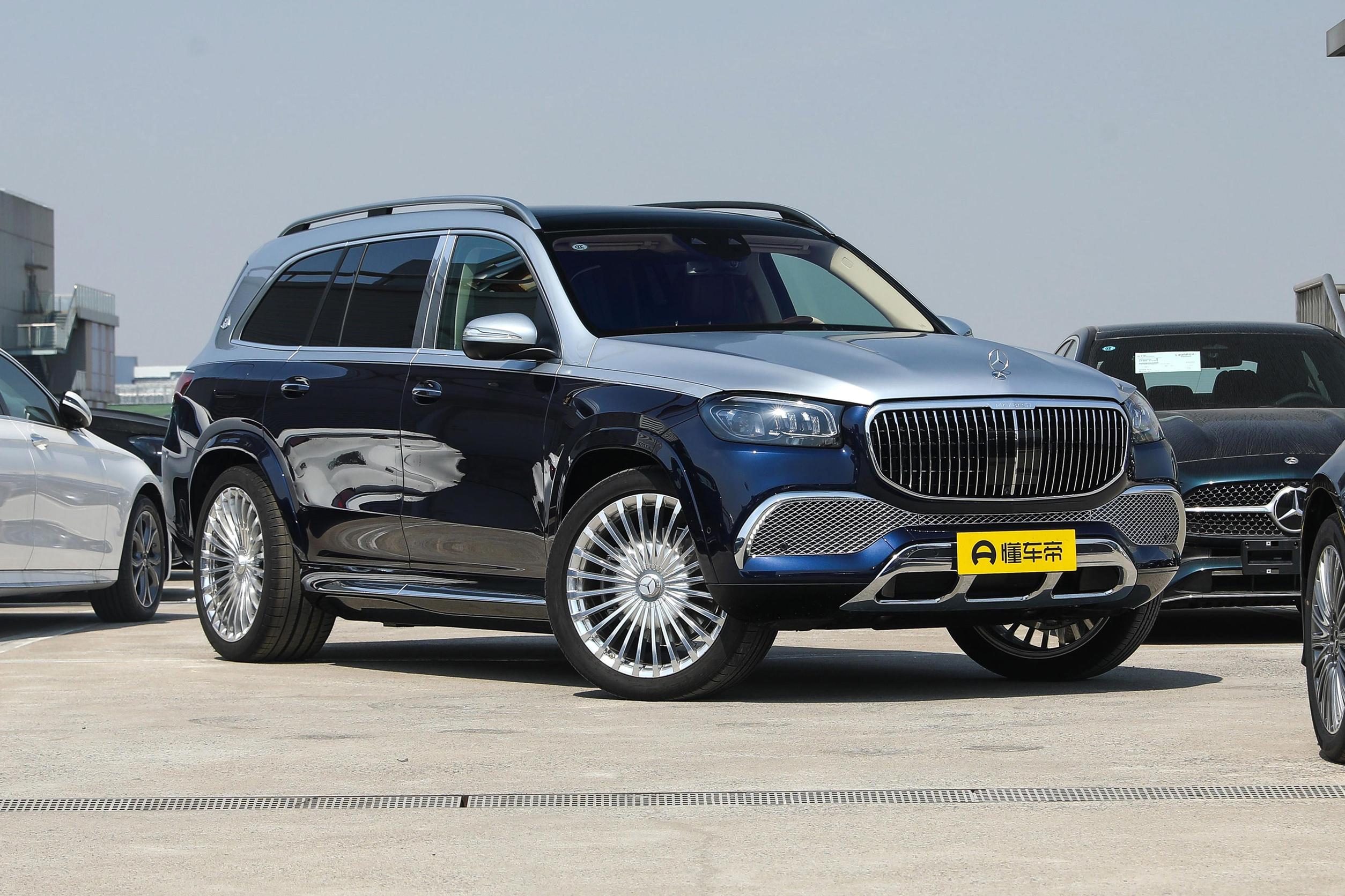 迈巴赫GLS 2022款 GLS 600 4MATIC礼尚版图片_奔驰_3/131张图片_汽车外观图库_懂车帝