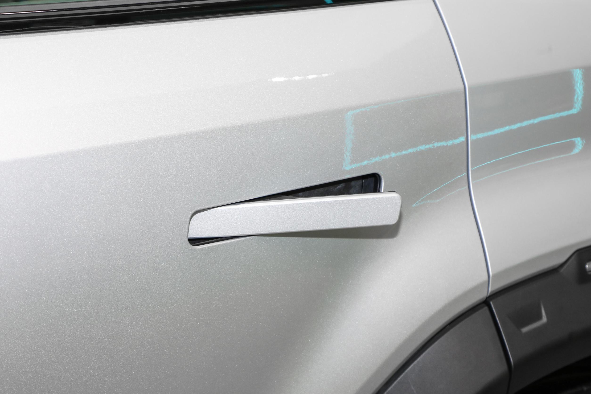 iCAR 03 2024款 两驱 长续航版图片_iCAR_13/263张图片_汽车外观图库_懂车帝