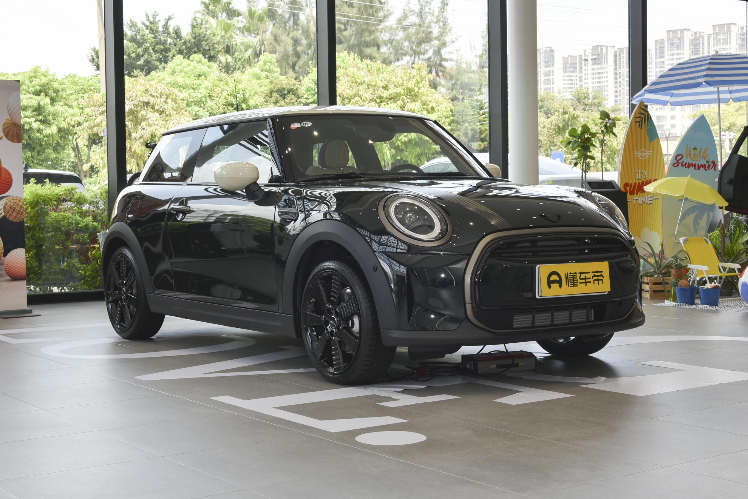 MINI 2022款 1.5T COOPER 执迷特别版图片_MINI_14/62张图片_汽车外观图库_懂车帝