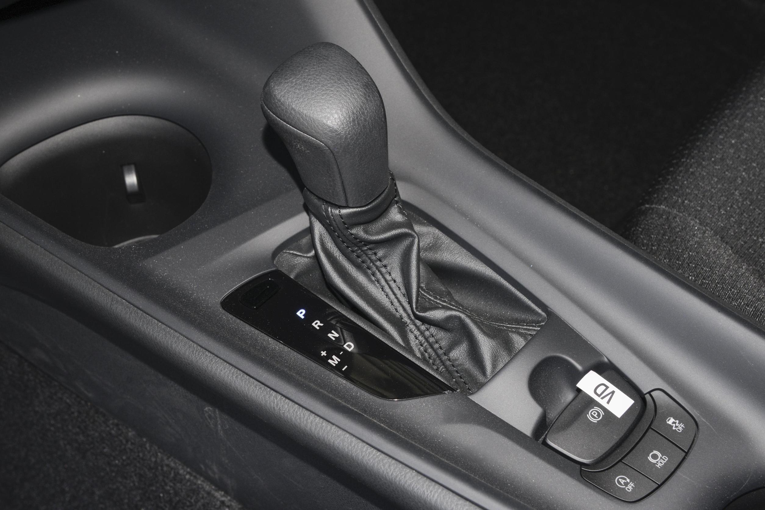 奕泽IZOA 2022款 2.0L 奕行版图片_丰田_8/47张图片_汽车内饰图库_懂车帝