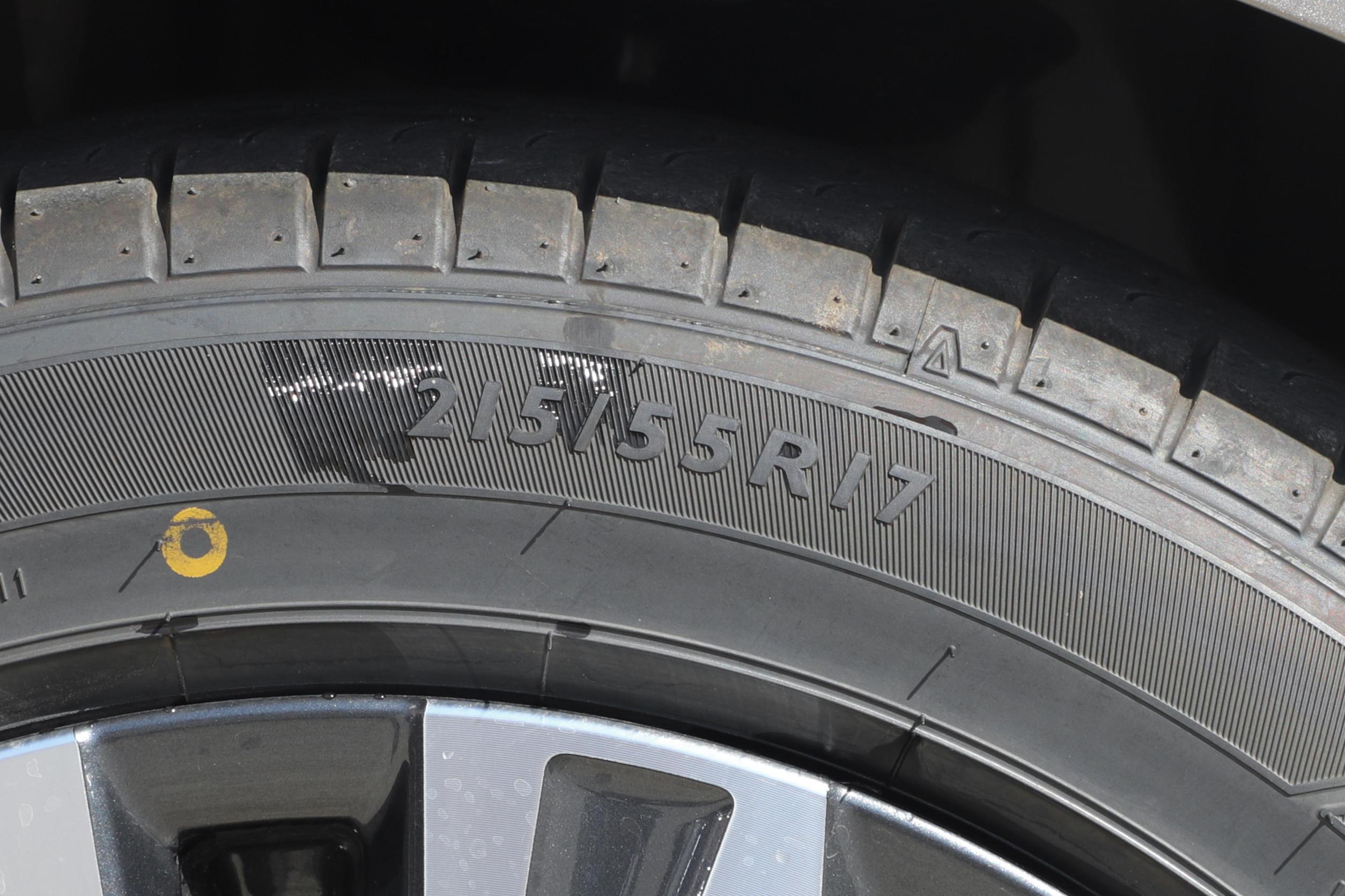 天籁 2022款 2.0L XL-TLS 悦享版图片_日产_64/107张图片_汽车外观图库_懂车帝