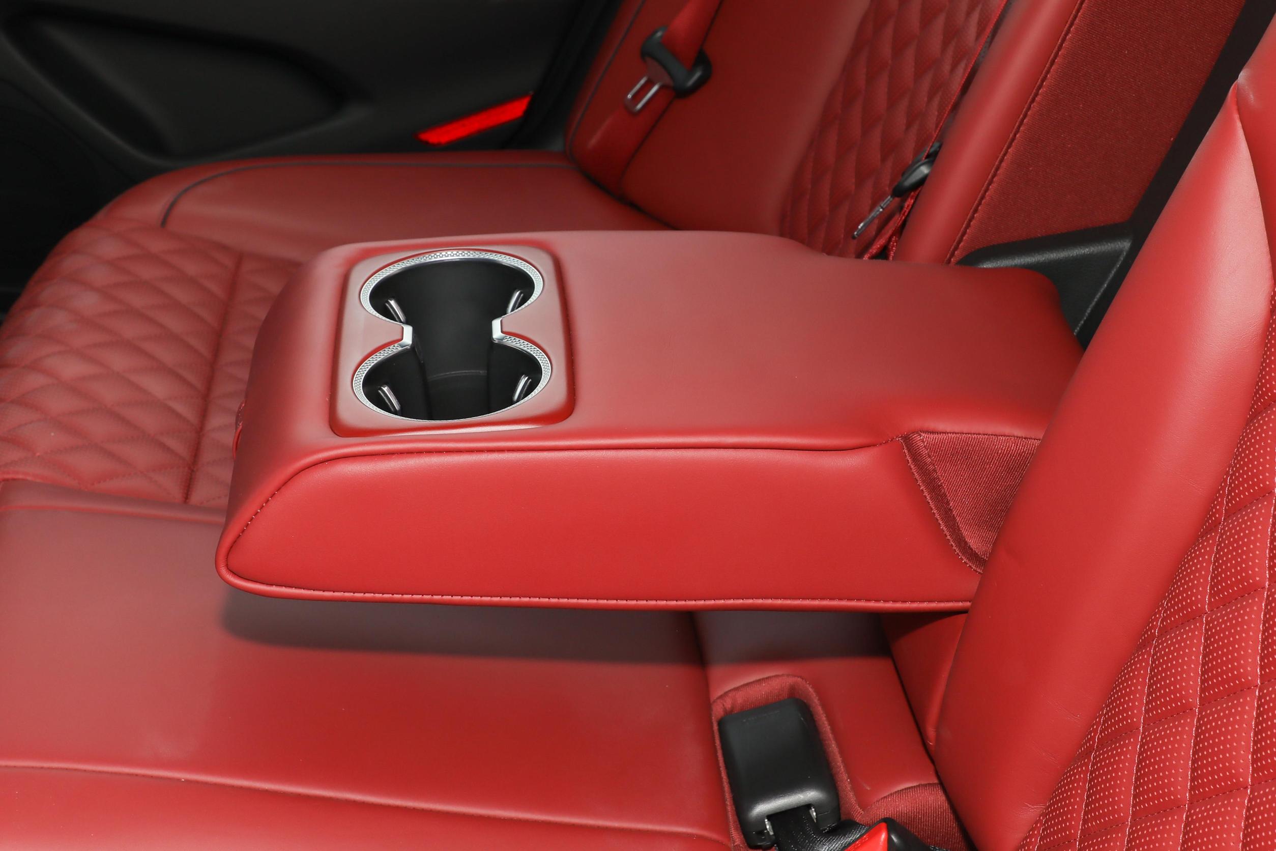 捷尼赛思G70 2024款 2.0T 四驱旗舰 猎型版图片_捷尼赛思_4/83张图片_汽车空间图库_懂车帝